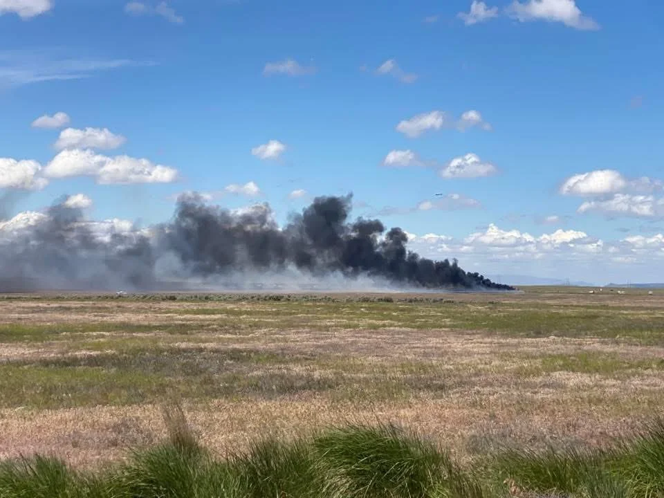 Two E/A-18G Growlers Crash After Mid-Air Collision at Gunfighter Skies ...