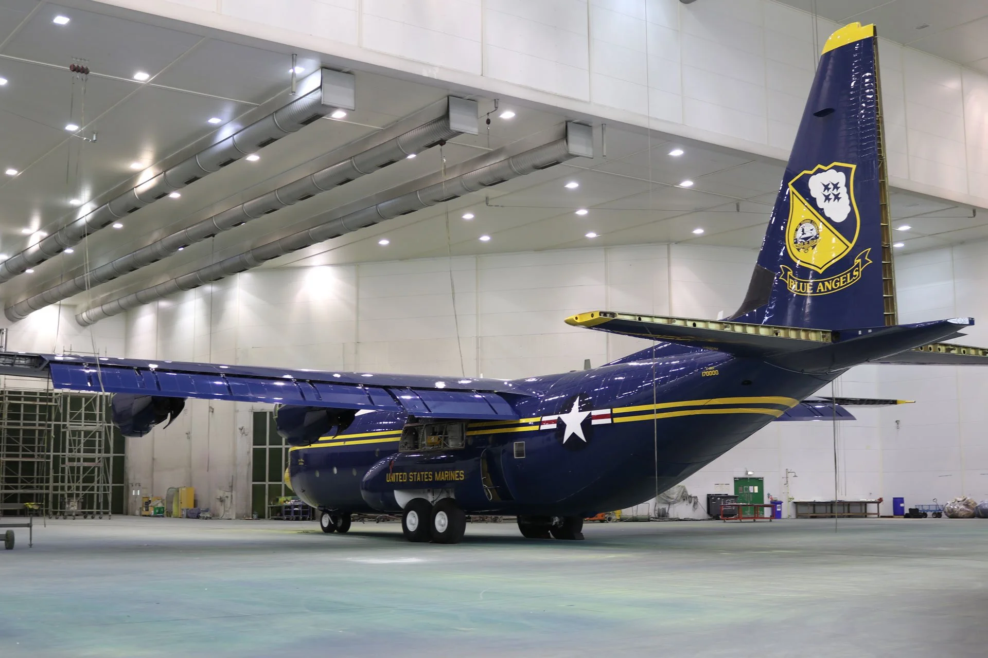 U S Navy Blue Angels Fat Albert Heading To England For Life Extending