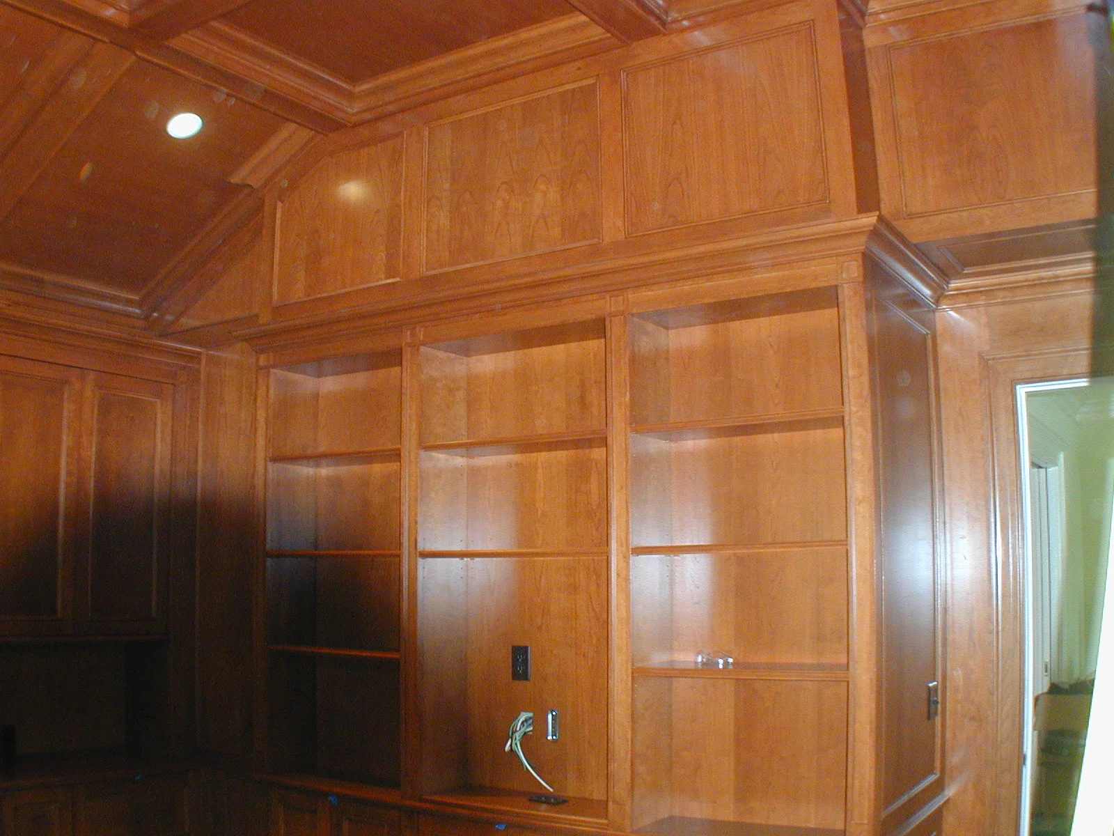 LIBRARIES — R&G CONSTRUCTION CABINET AND MILLWORK INC.