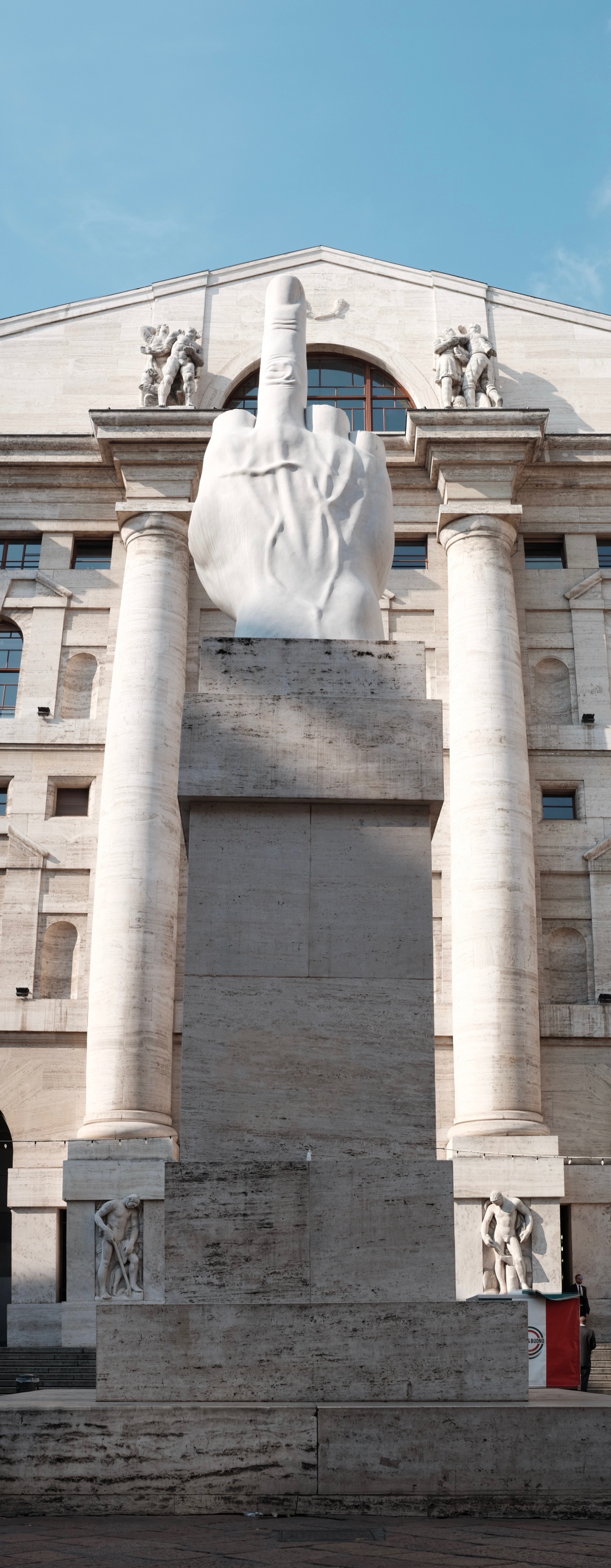 Alan FU Statue — Alan Nguyen