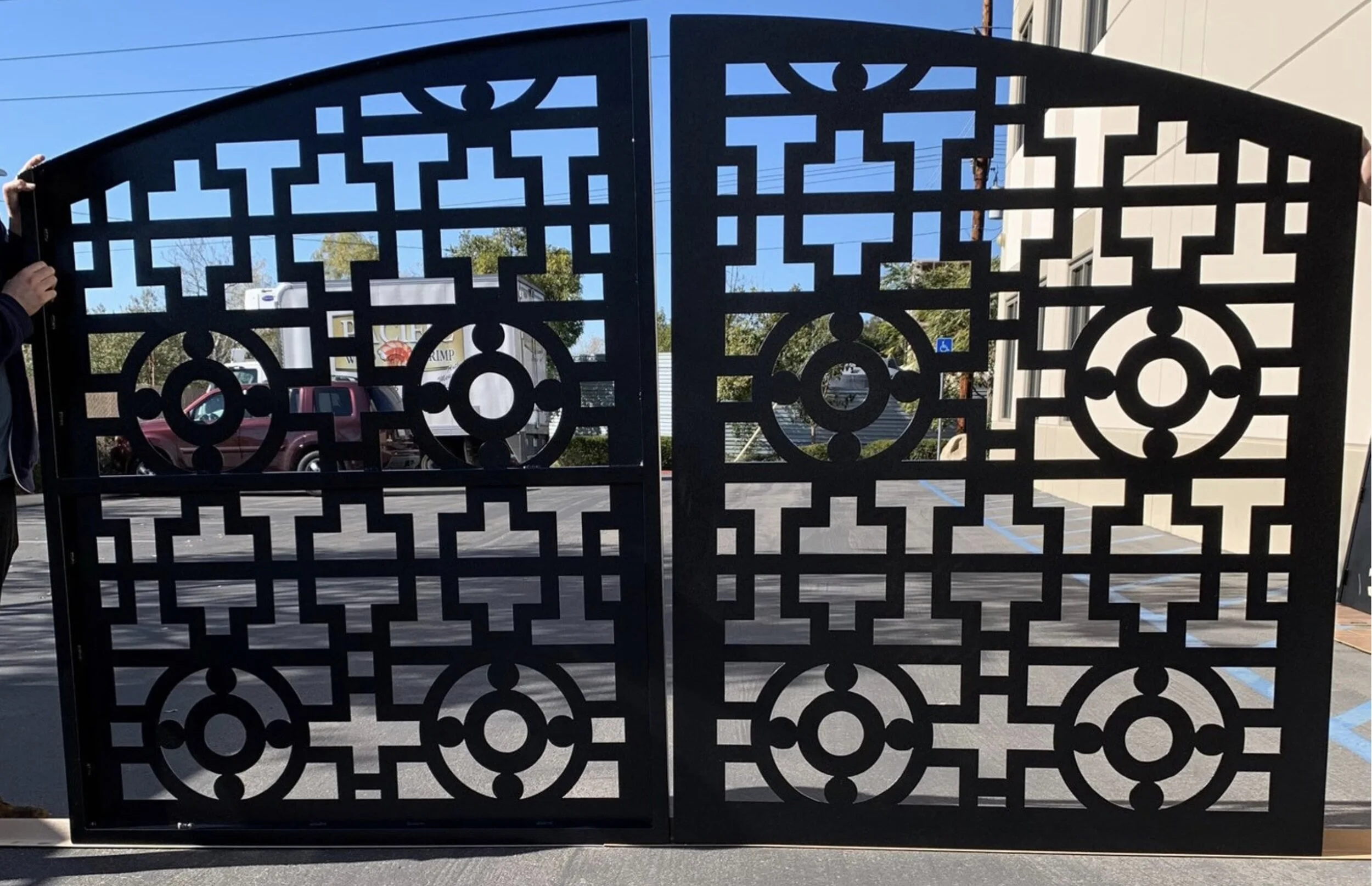 Custom Metal Art Gates — Garden, Driveway, Ranch, Security Gates ...