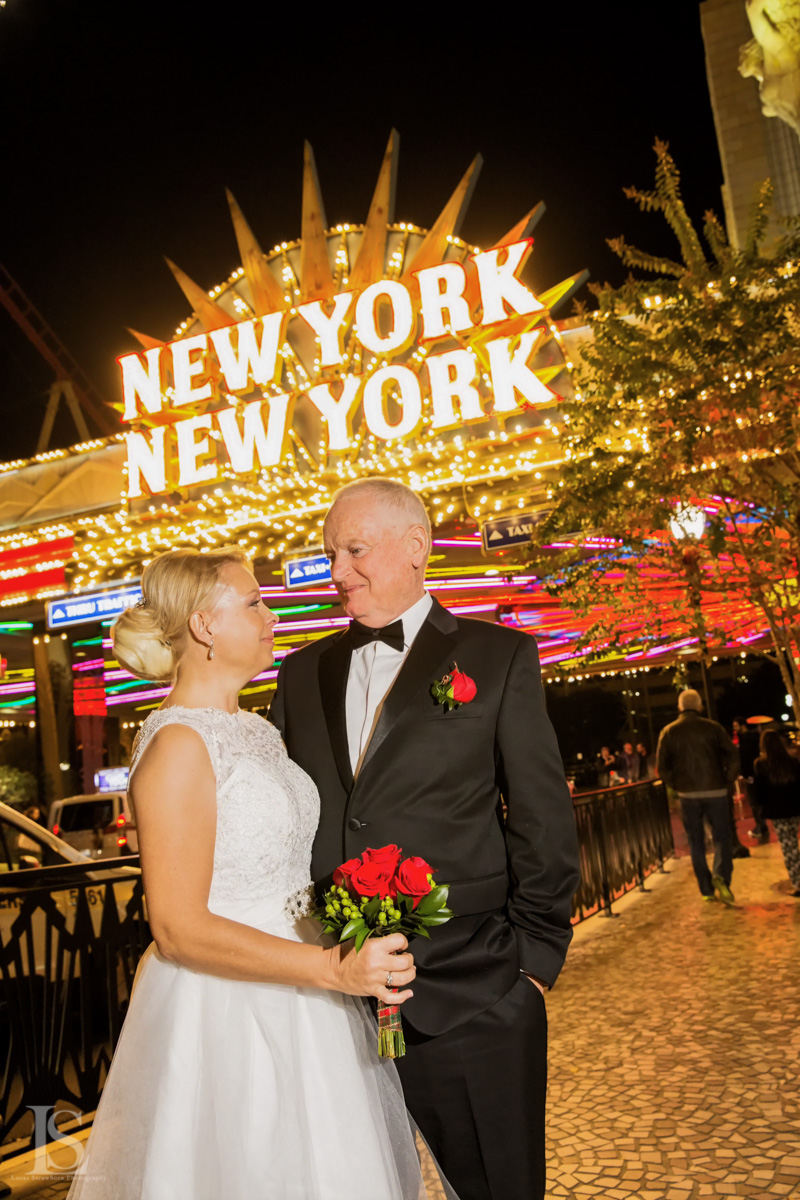 Caroline & Peter's wedding on Las Vegas Strip — Strawhorn Photography