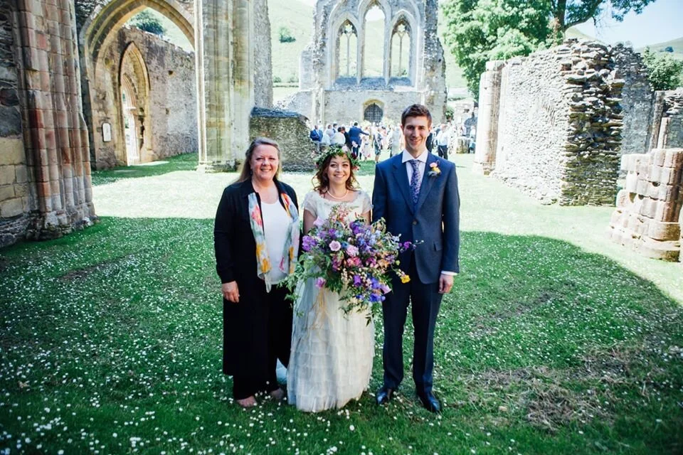 12 modern & traditional symbolic acts for your wedding ceremony and the ...