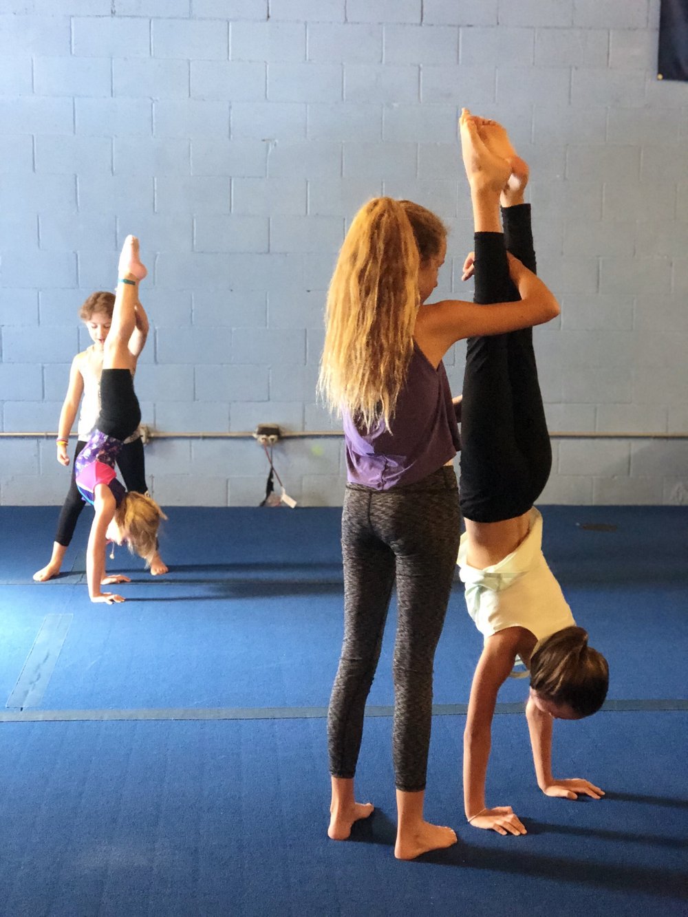 Cirque Kids — Cirque School