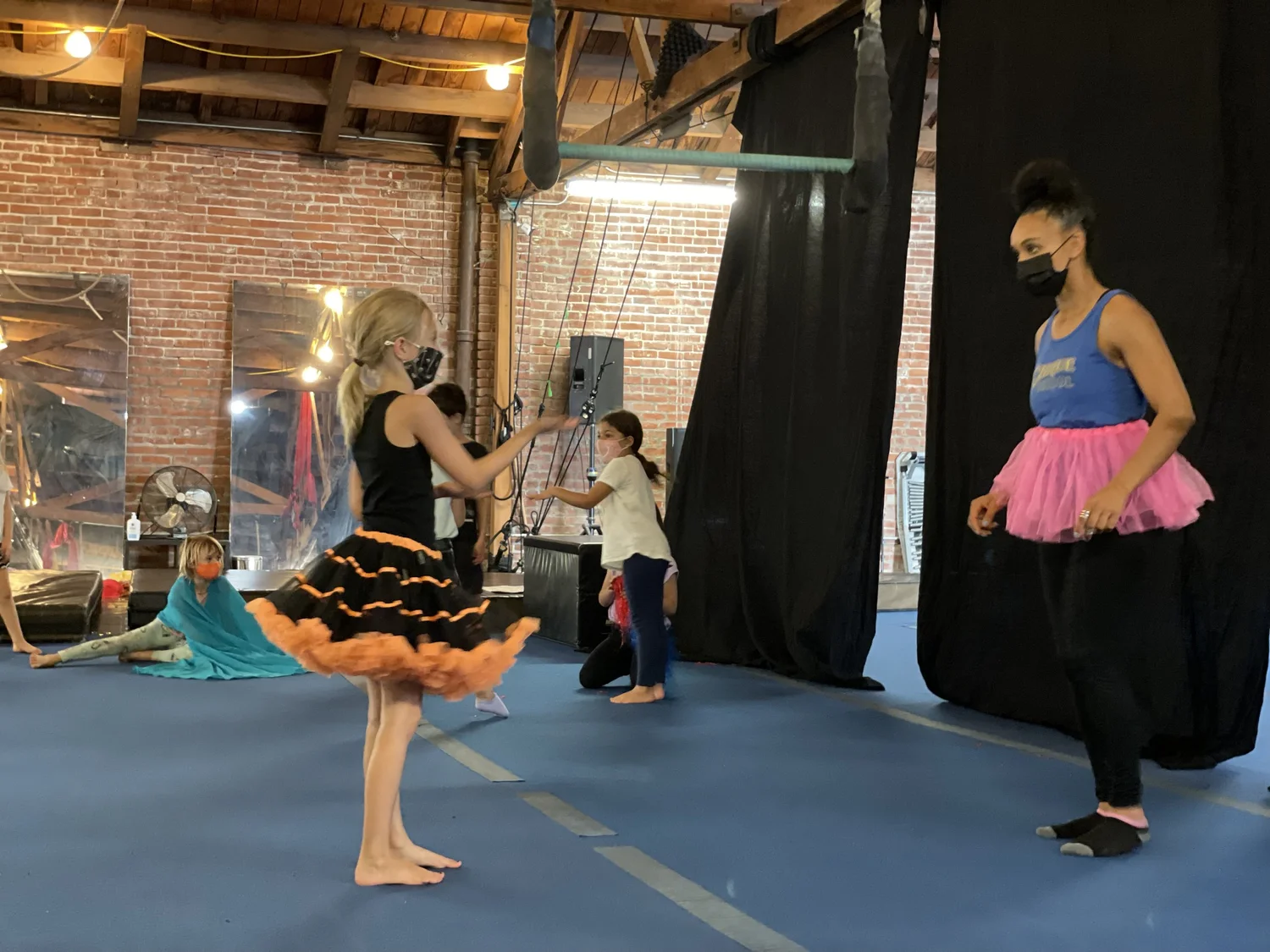 Cirque Kids — Cirque School