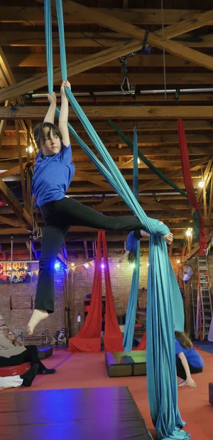 Cirque Kids — Cirque School