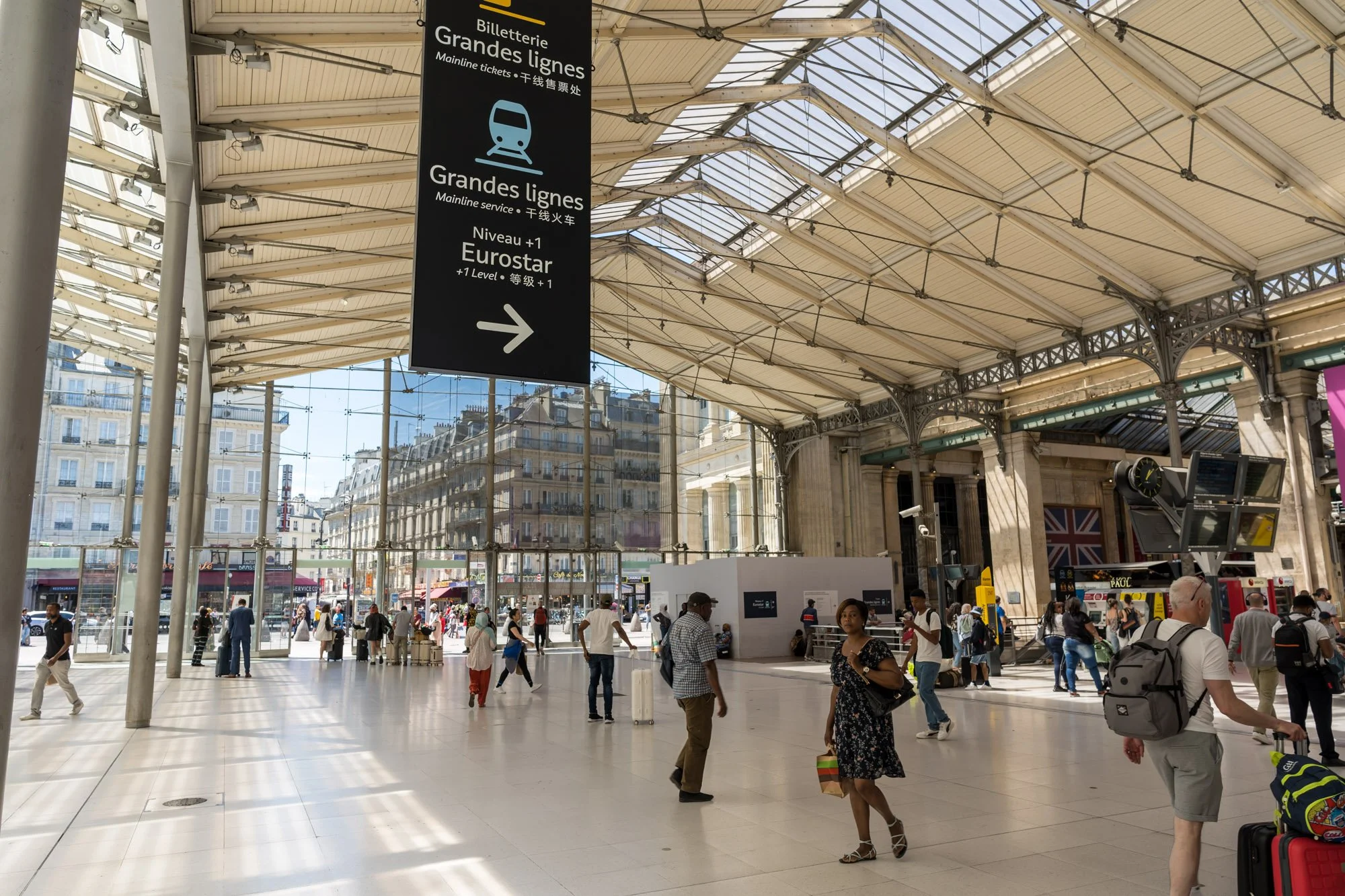 The Complete Guide To Riding The Eurostar From Paris To London Travel the-complete-guide-to-riding-the-eurostar-from-paris-to-london-travel