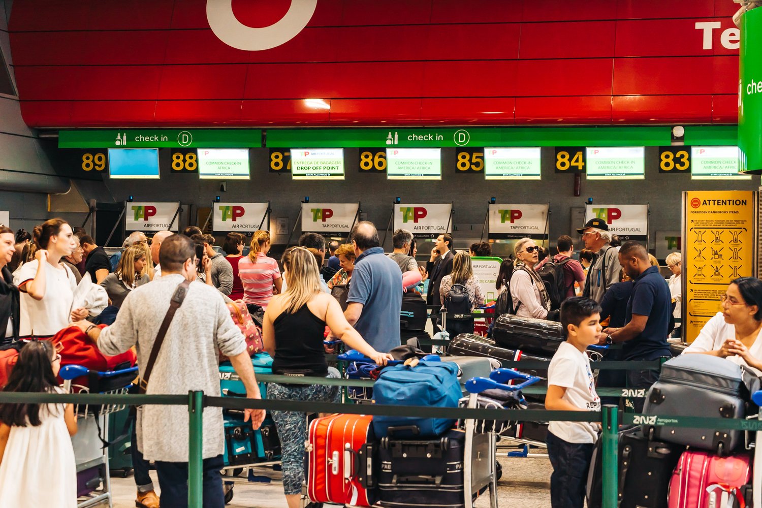 TAP Air Portugal Review - Executive Class and Economy Class - Travel ...