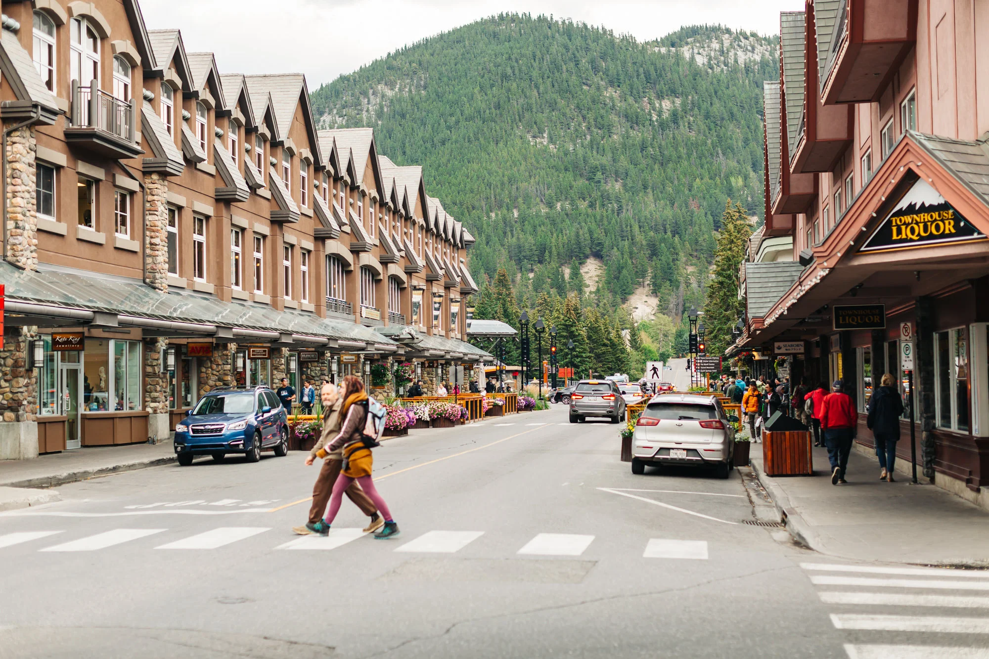 Top 4 Amazing Restaurants in Downtown Banff You Must Try - Travel Pockets