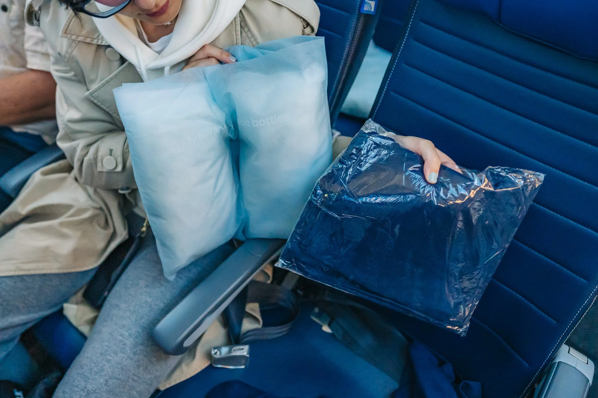 United Economy and Economy Plus Experience from LAX to NRT - Travel Pockets