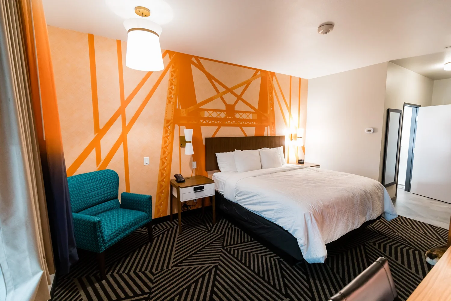 La Quinta Inn & Suites Waco Downtown - Baylor Hotel Review - Travel Pockets