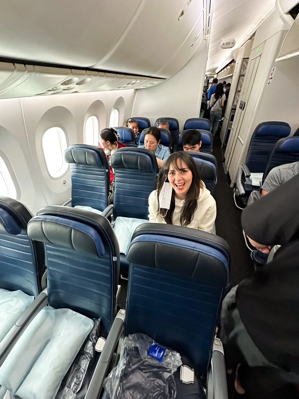 United Economy and Economy Plus Experience from LAX to NRT - Travel Pockets