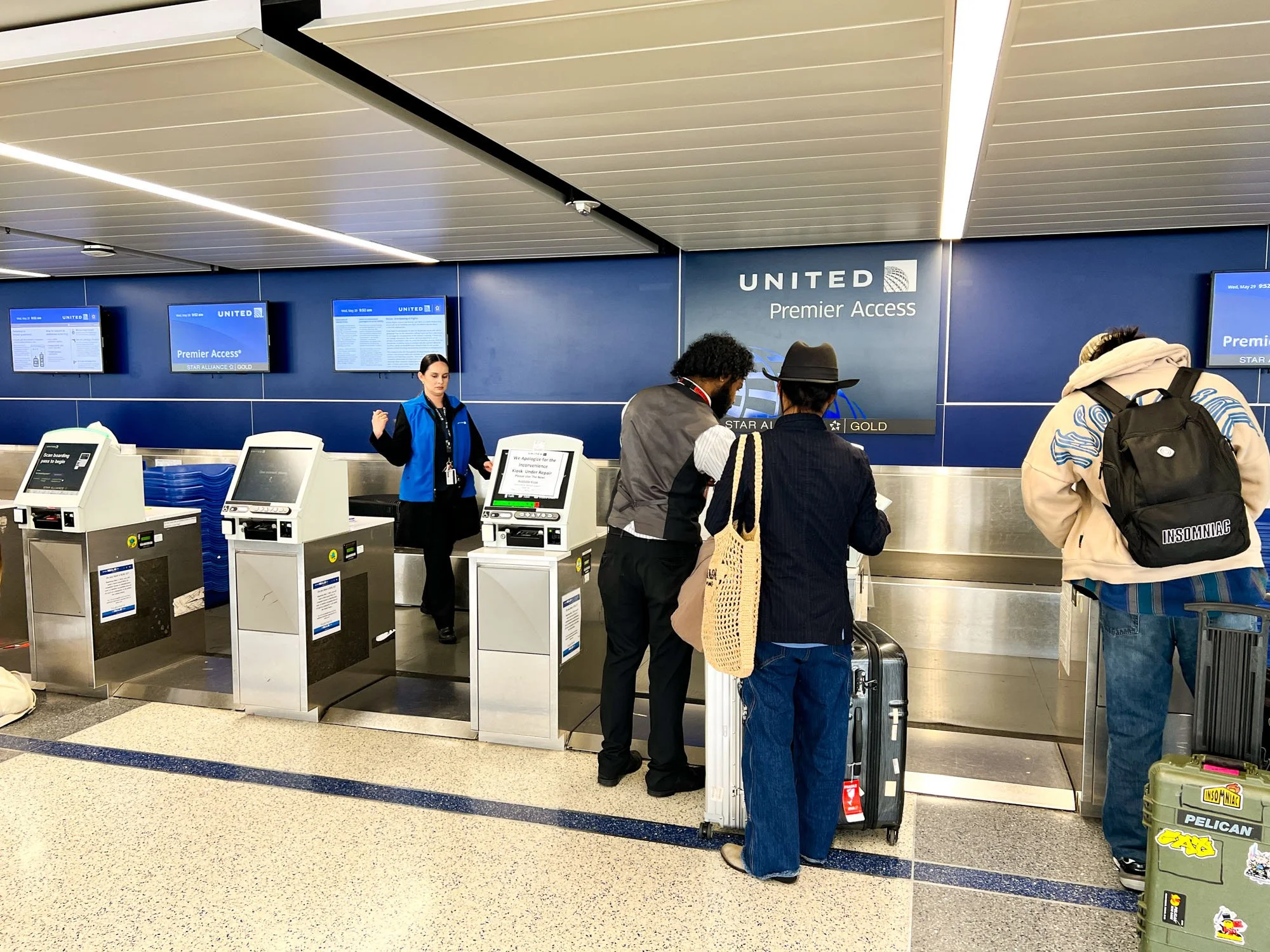 United Economy and Economy Plus Experience from LAX to NRT - Travel Pockets