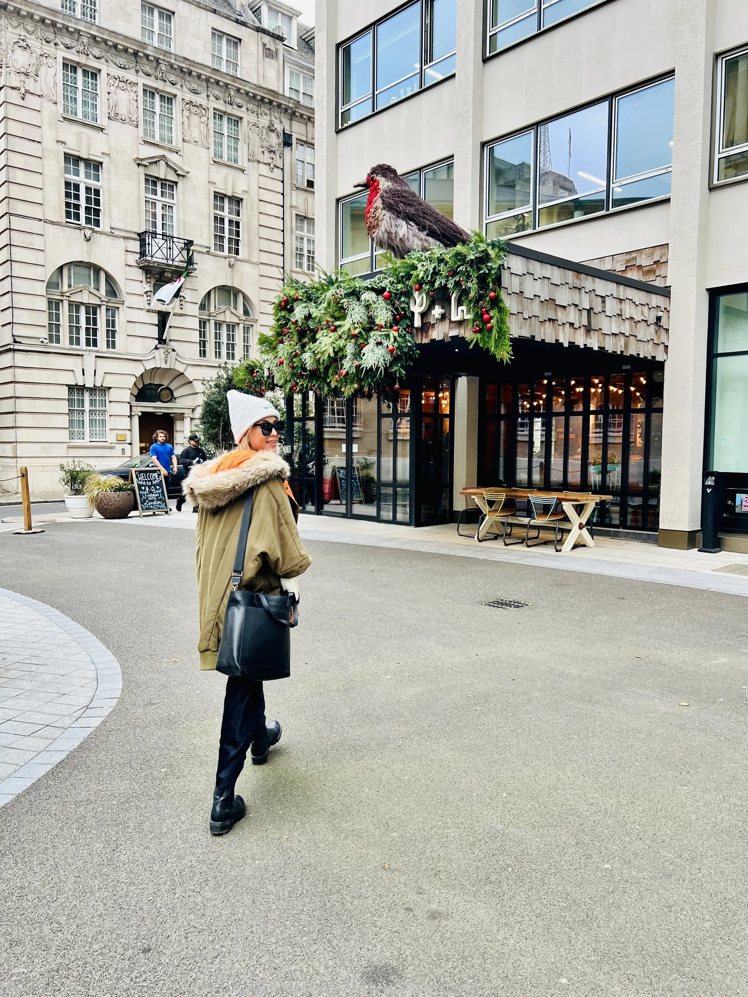 Treehouse Hotel London Review - Perfect Hotel in London! - Travel Pockets