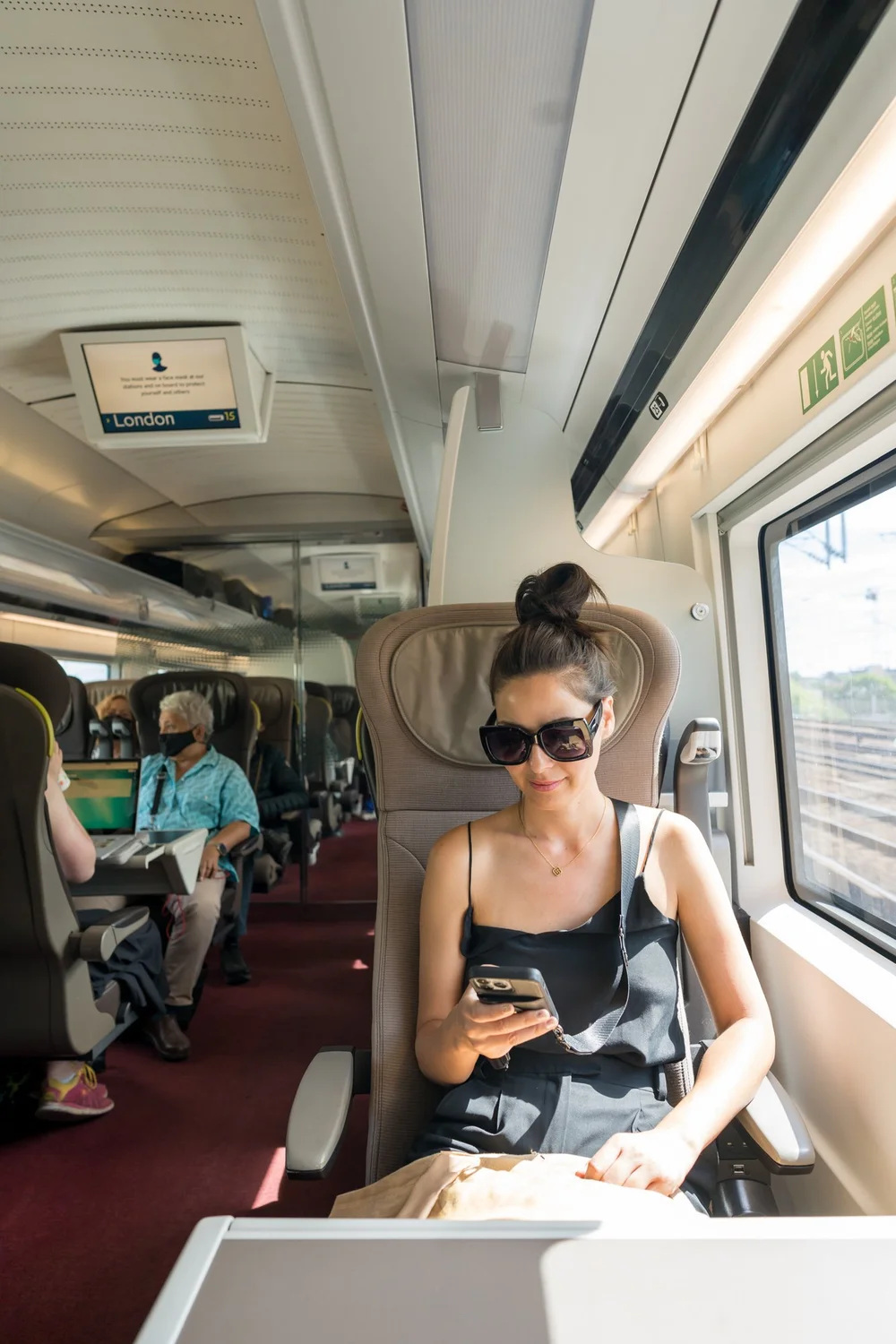 The Complete Guide to Riding the Eurostar from Paris to London - Travel ...