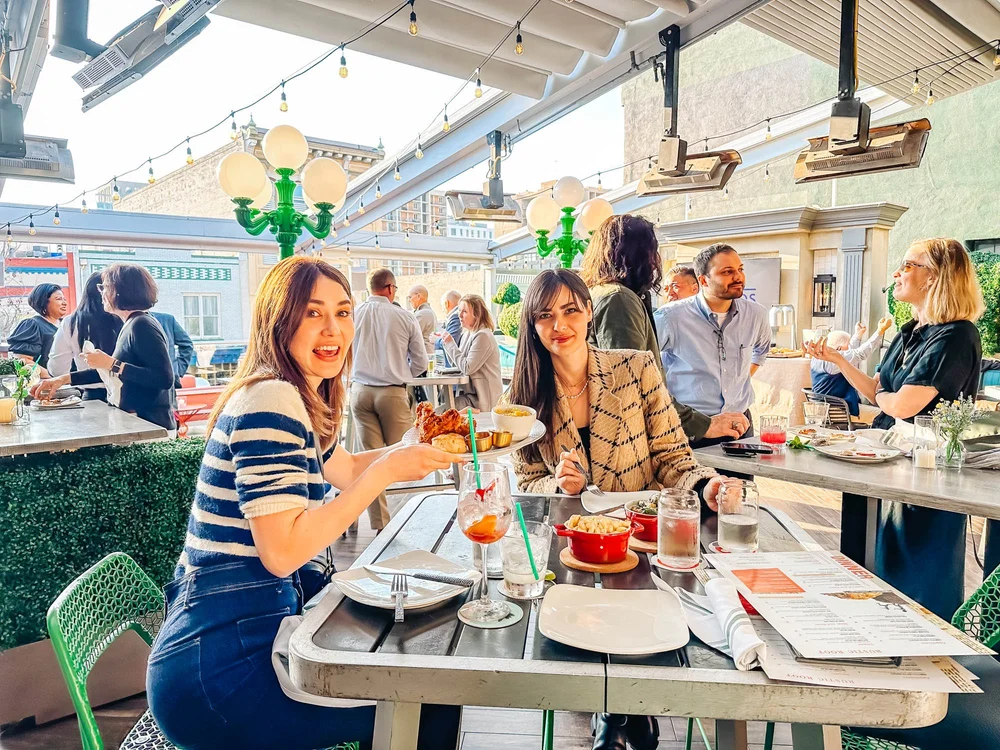 Where To Eat & Drink in San Diego's Gaslamp Quarter - Travel Pockets