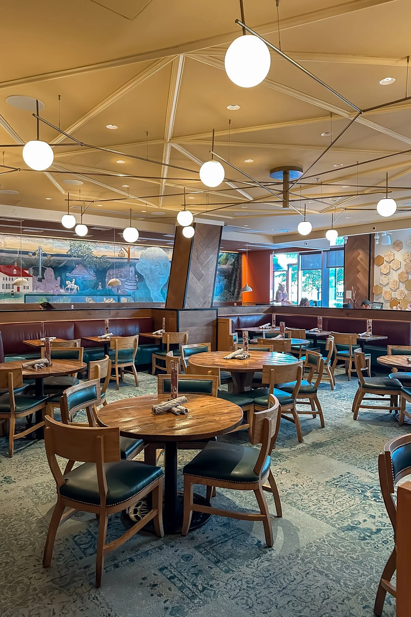 5 Essential Eateries to Try in Washington DC - Travel Pockets