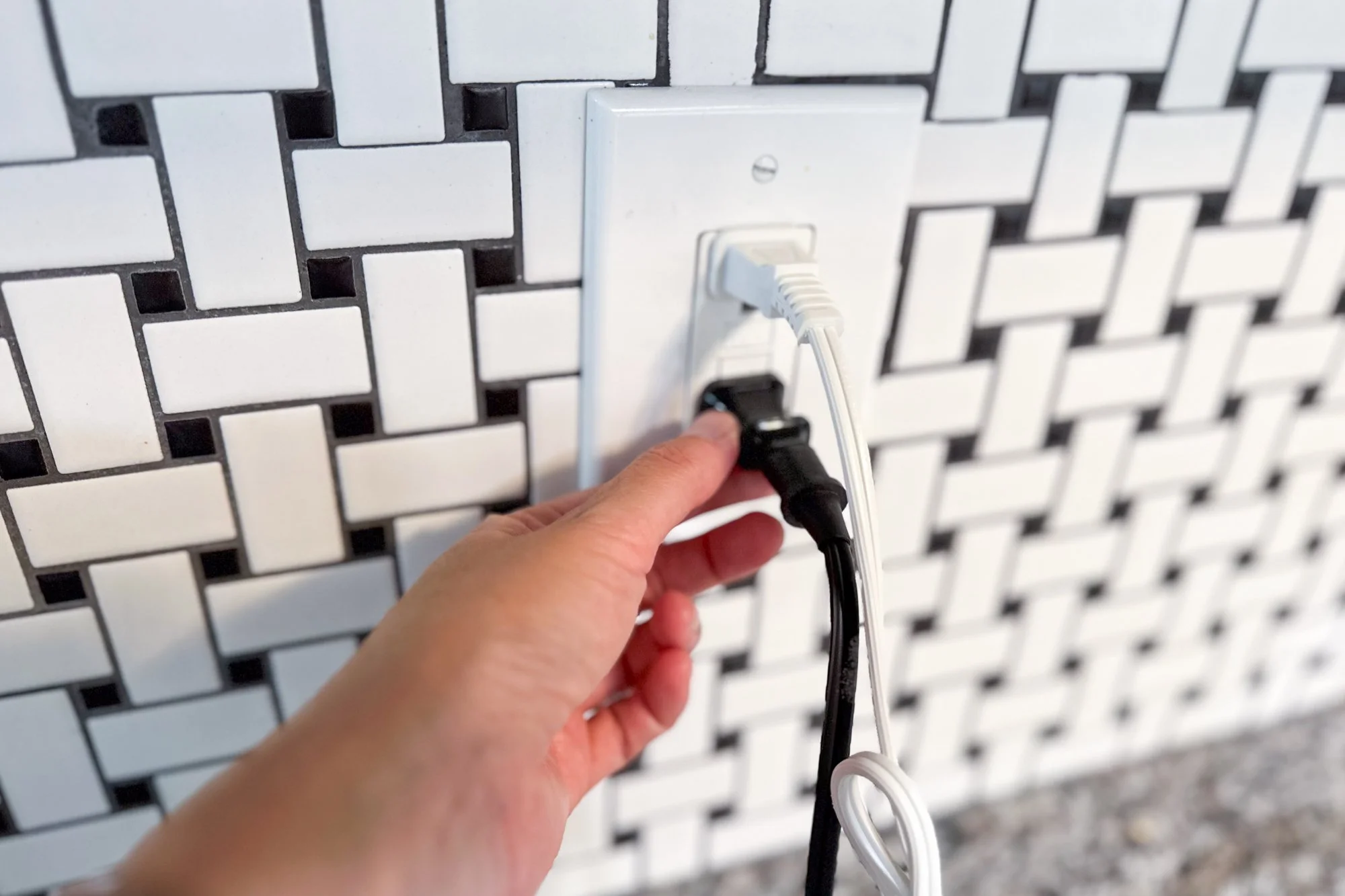 9 Tips To Prepare Your Home Before Going On Vacation - Travel Pockets