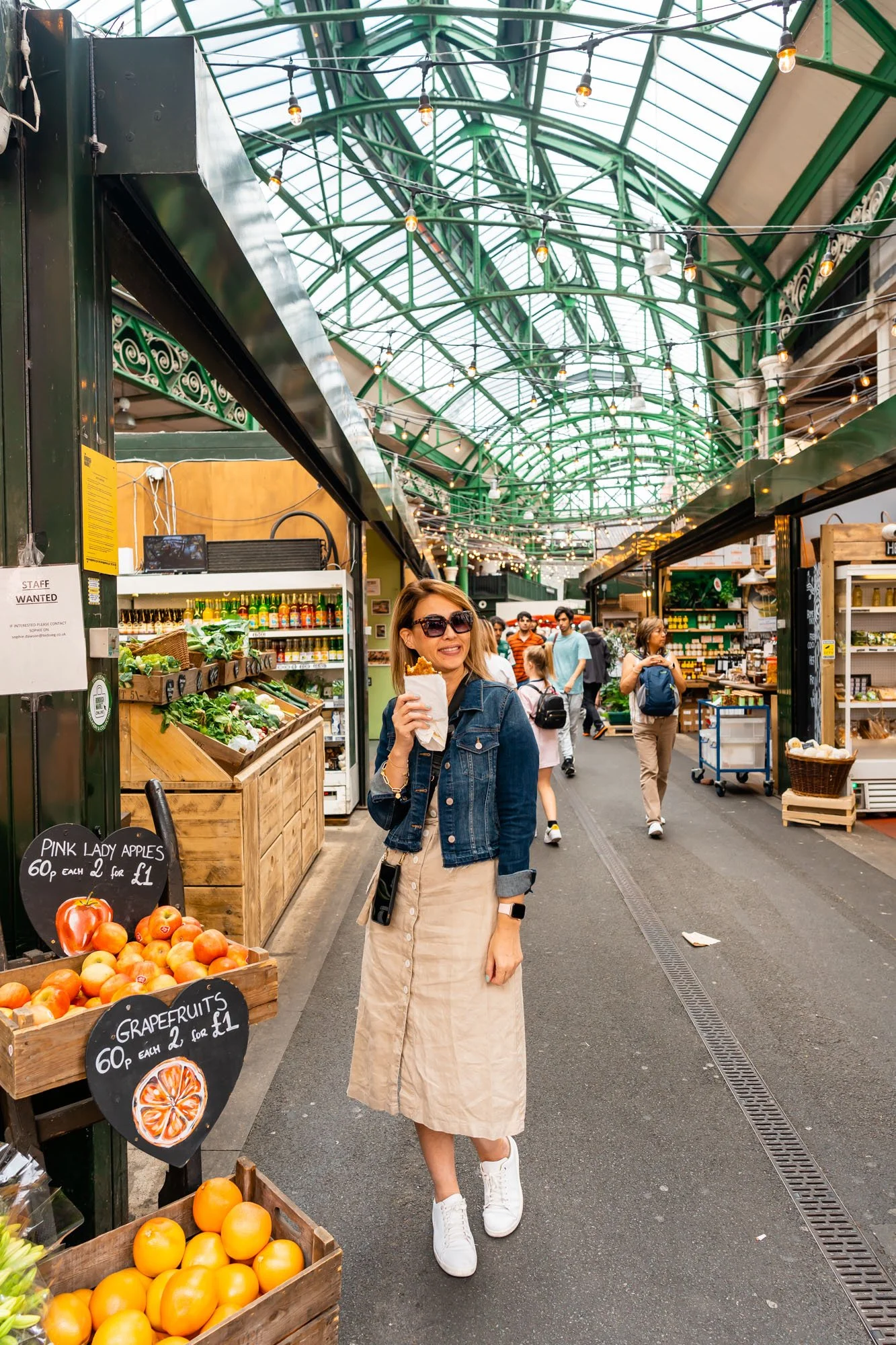 Tour of Borough Market on a Saturday in London, England - Travel Pockets