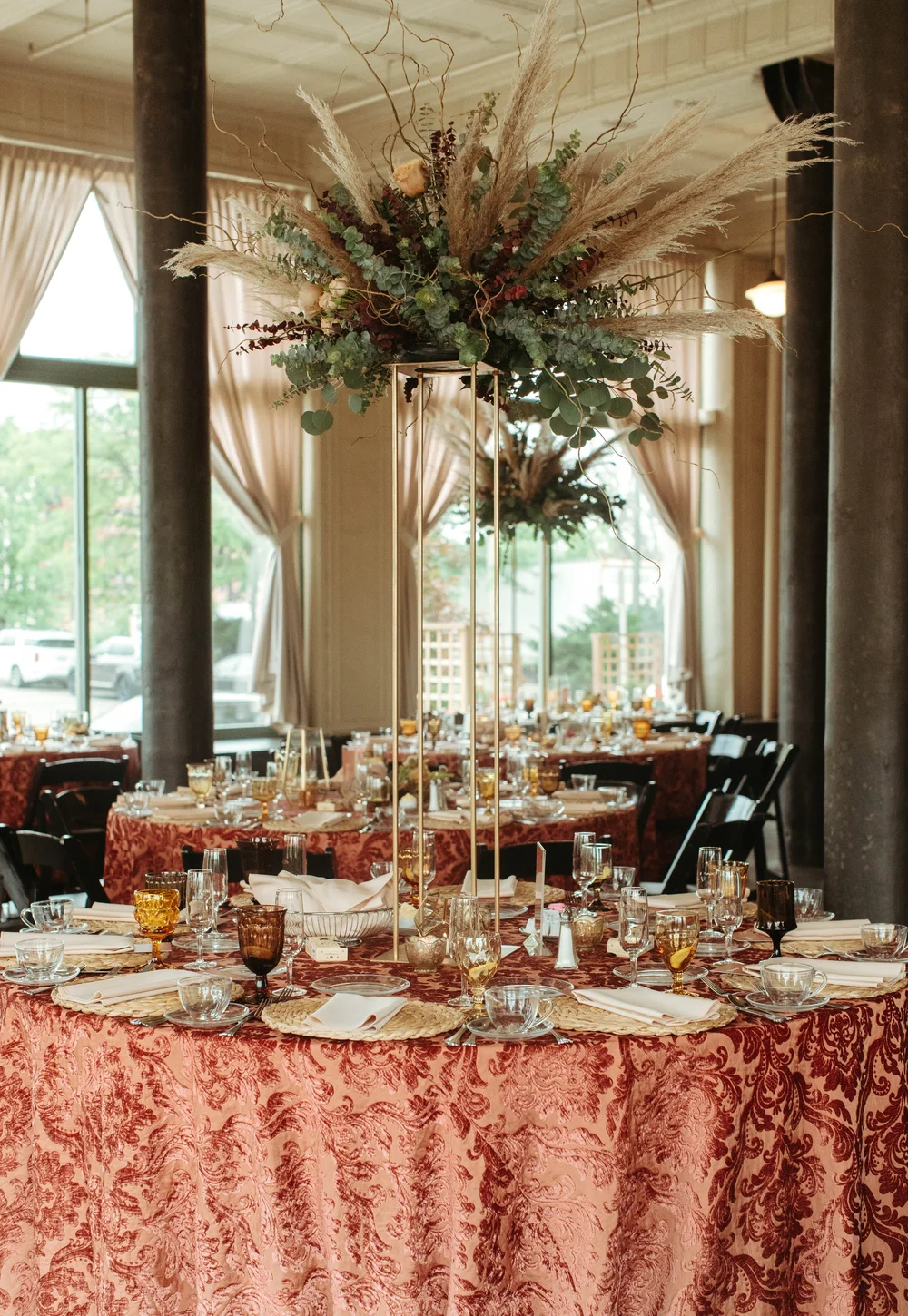 Why DIY Wedding Flowers Aren't Worth It — Weddings With A Twist, LLC