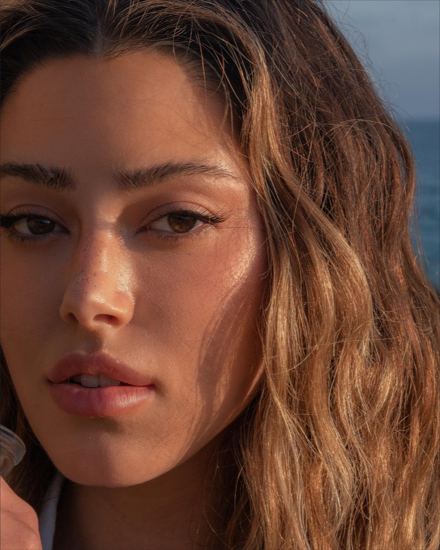 THE LIMIT DOES NOT EXIST