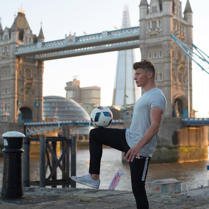 Jamie Knight - London — World Class Freestyle - Soccer Freestylers ...