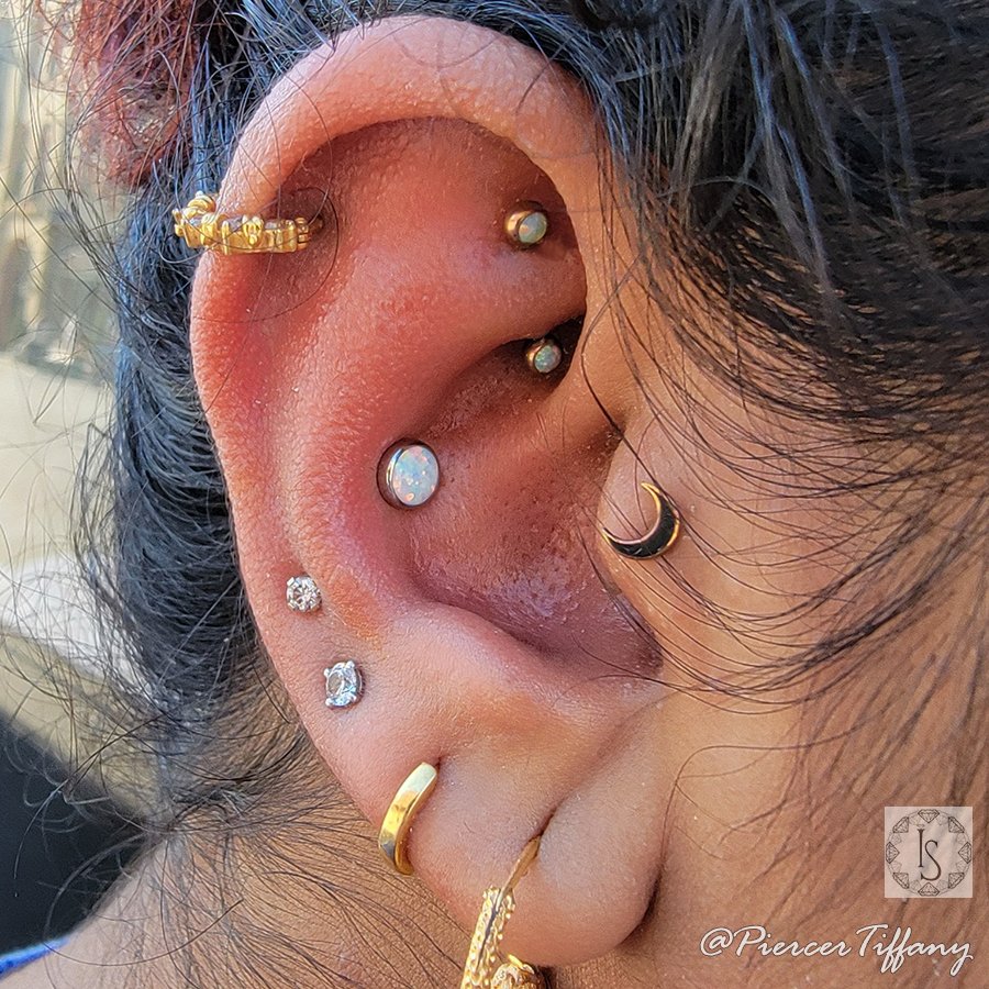 Piercing — ARTISANAL TATTOO