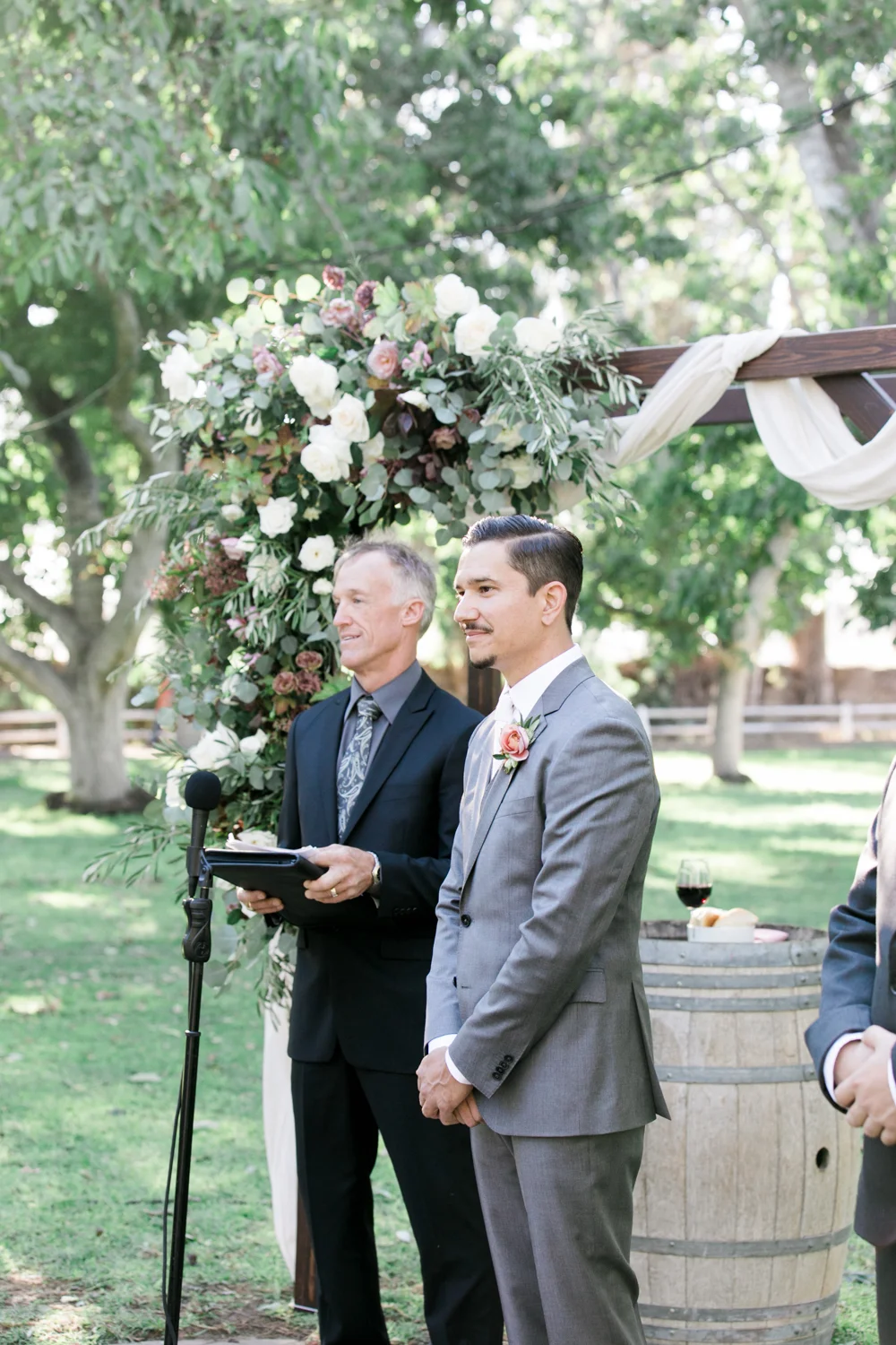 Walnut Grove Wedding in Moorpark, Ca — Lovisa Photo