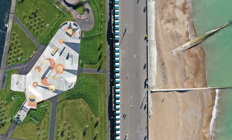 Hove Beach plaza