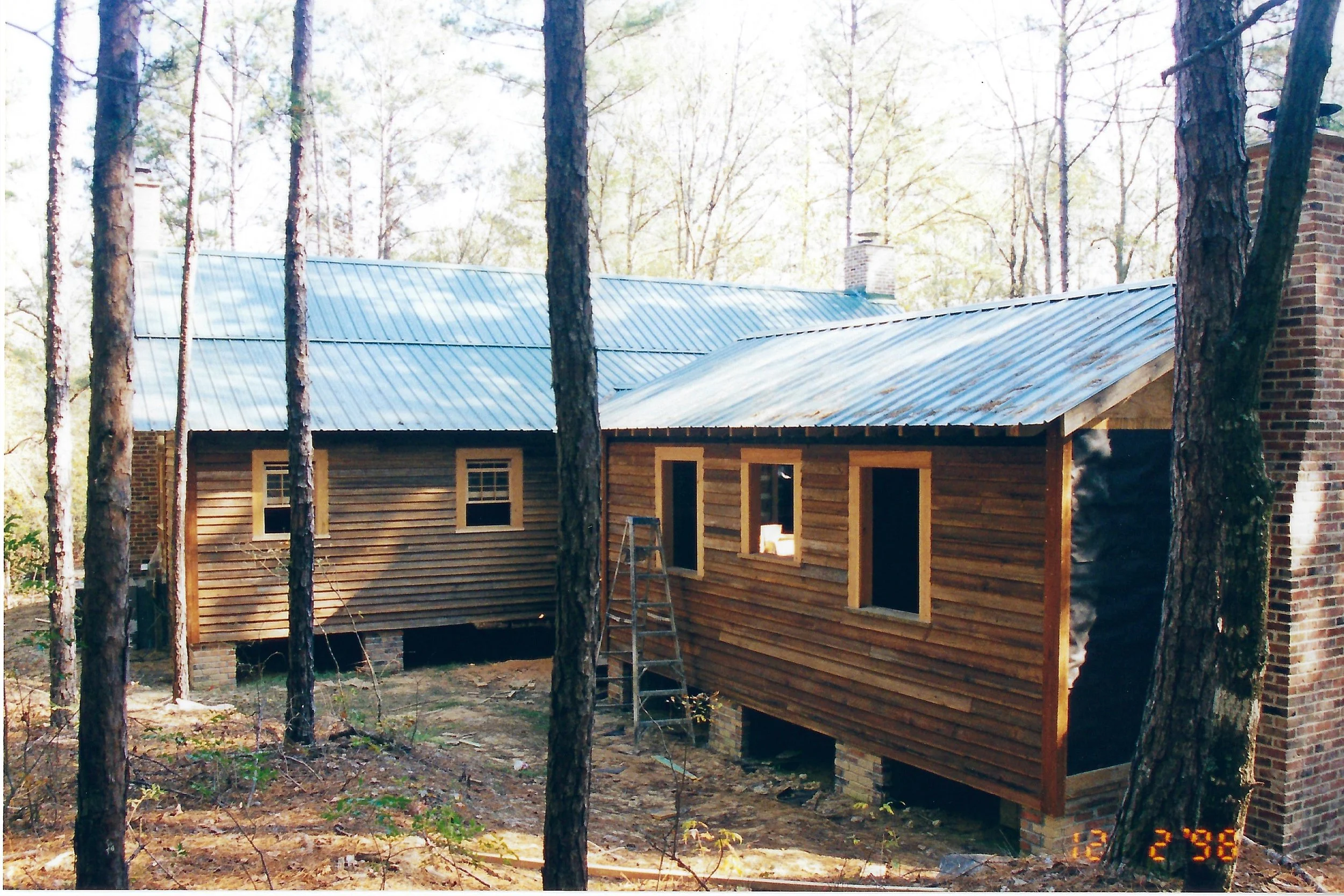 The Log Cabin History — Harrison Woodlands