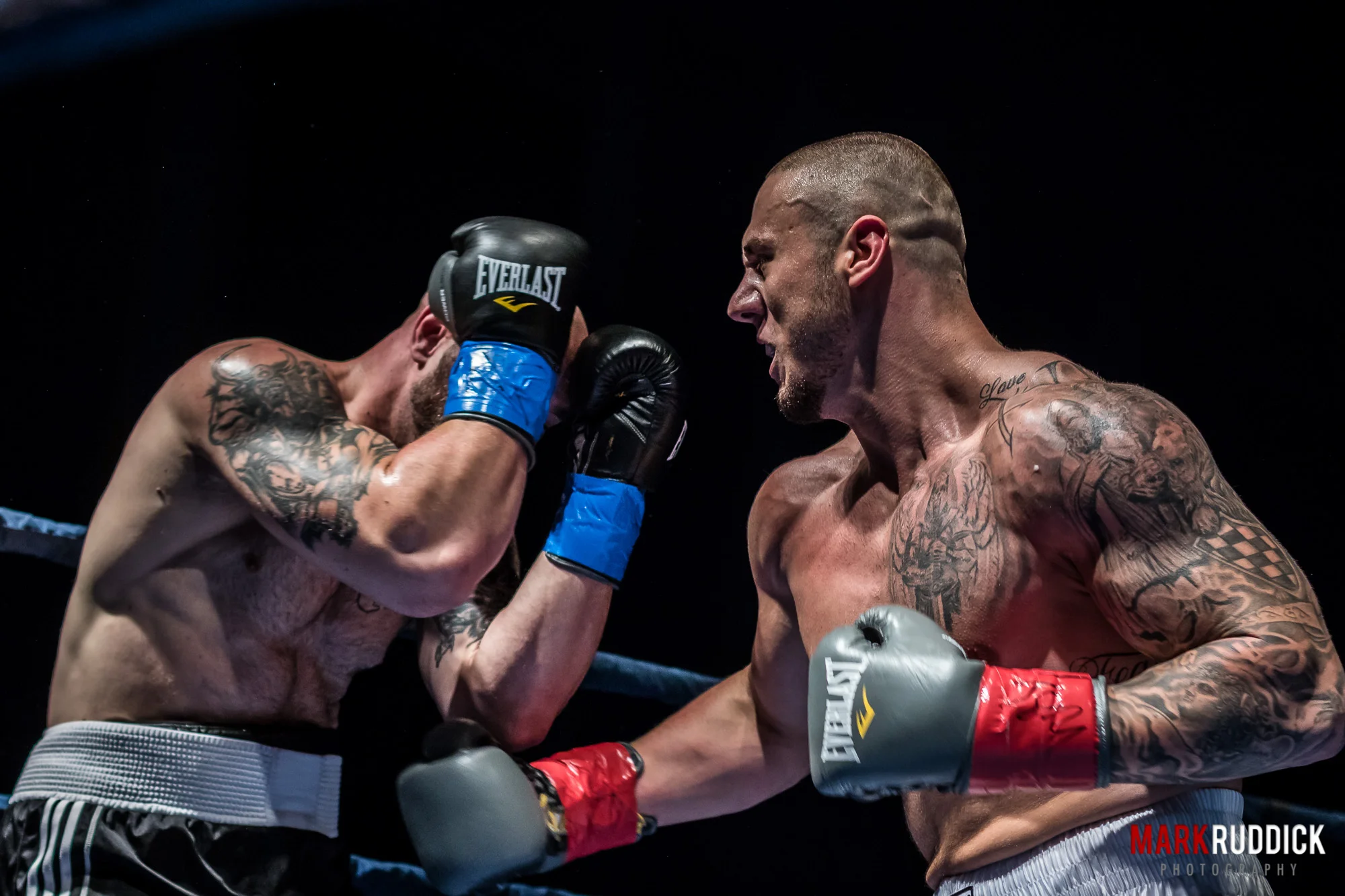 Fitness & Bodybuilding Photography | Pro Boxing with Lee Baxter in ...