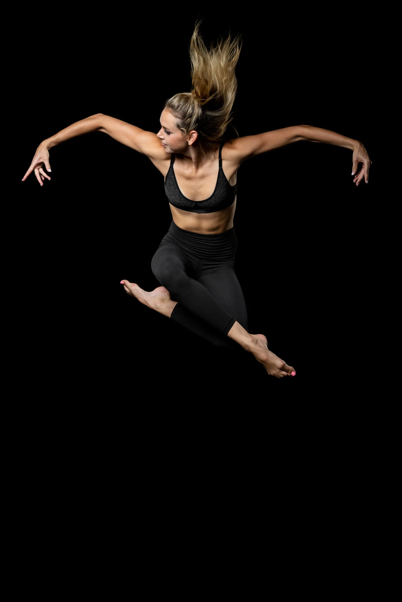 Fitness & Bodybuilding Photography | Dance Photoshoot with Aliie — Mark ...