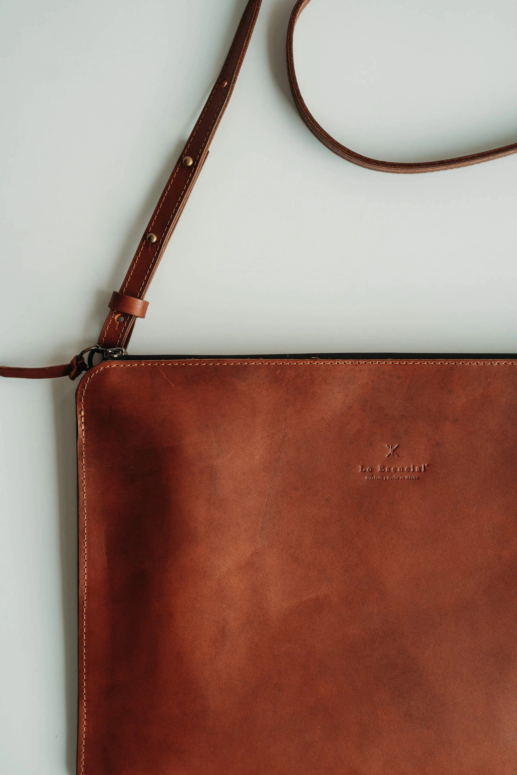 Minimal Folio — Lo Esencial