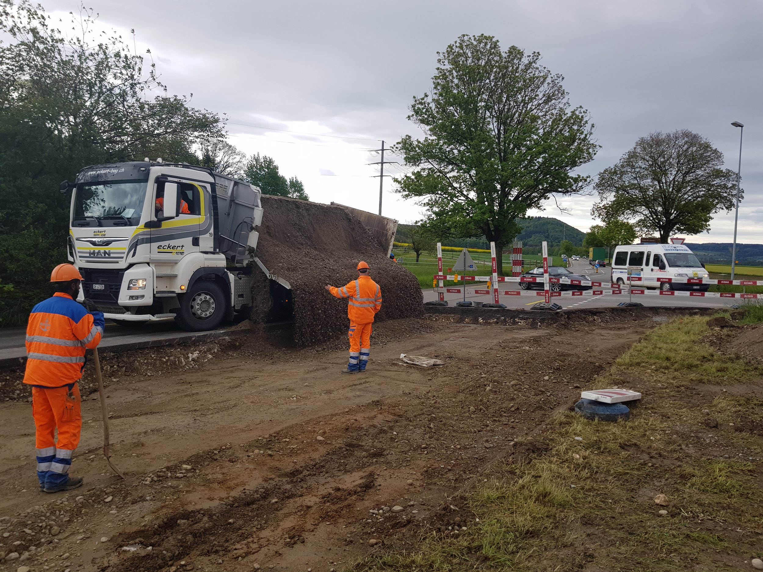 Strassenbau — Eckert Baulogistik AG