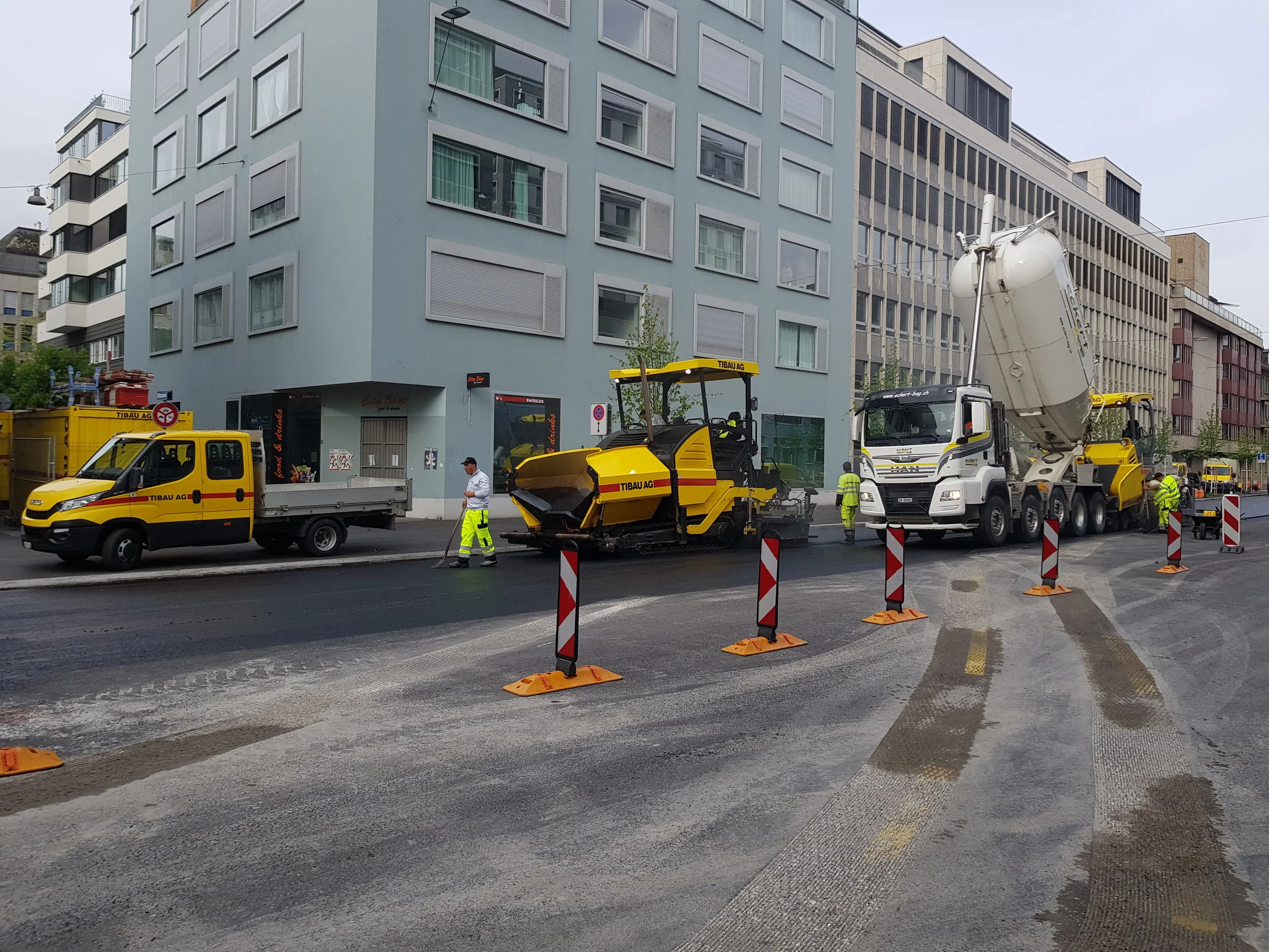 Strassenbau — Eckert Baulogistik AG