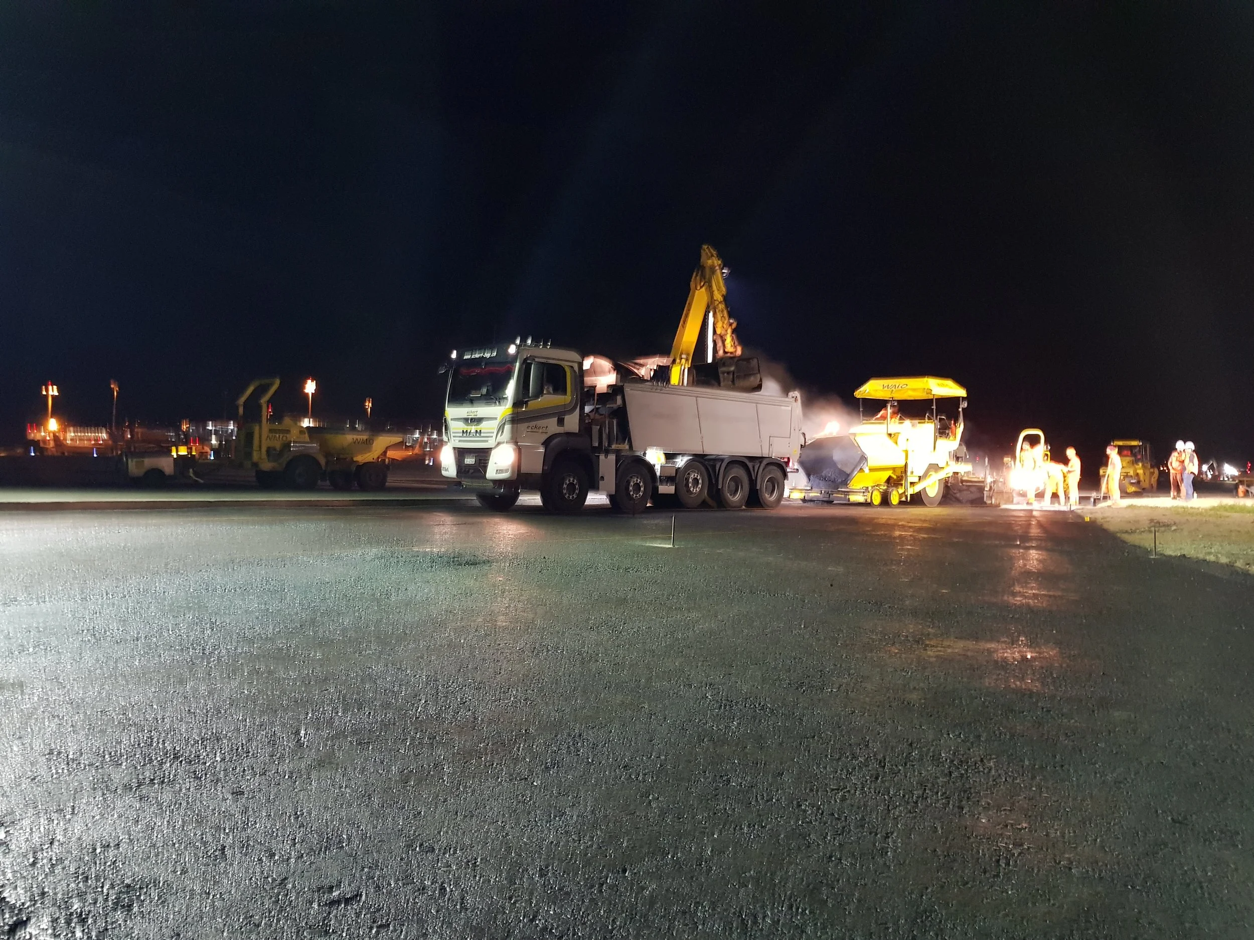 Strassenbau — Eckert Baulogistik AG