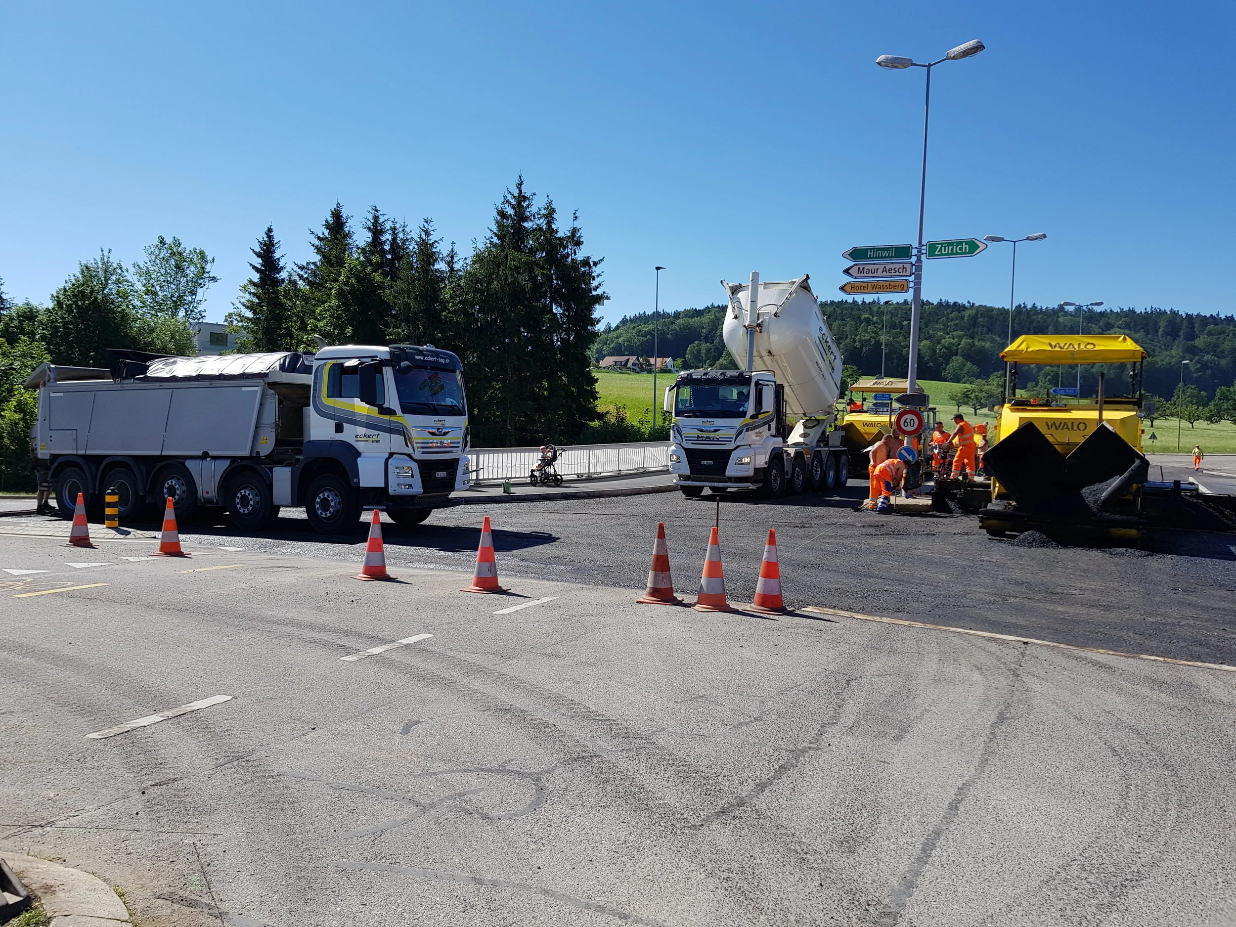 Strassenbau — Eckert Baulogistik AG