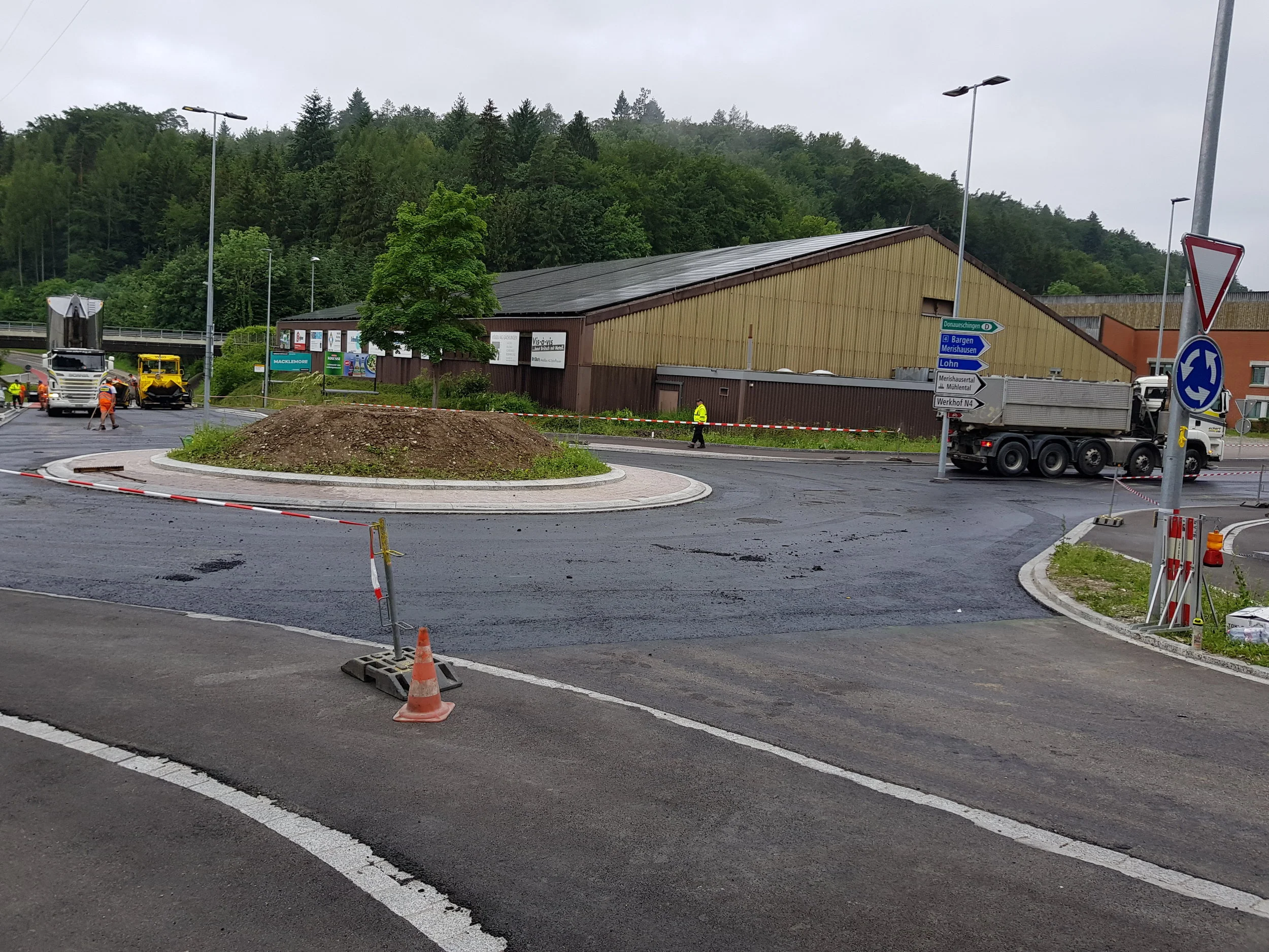 Strassenbau — Eckert Baulogistik AG