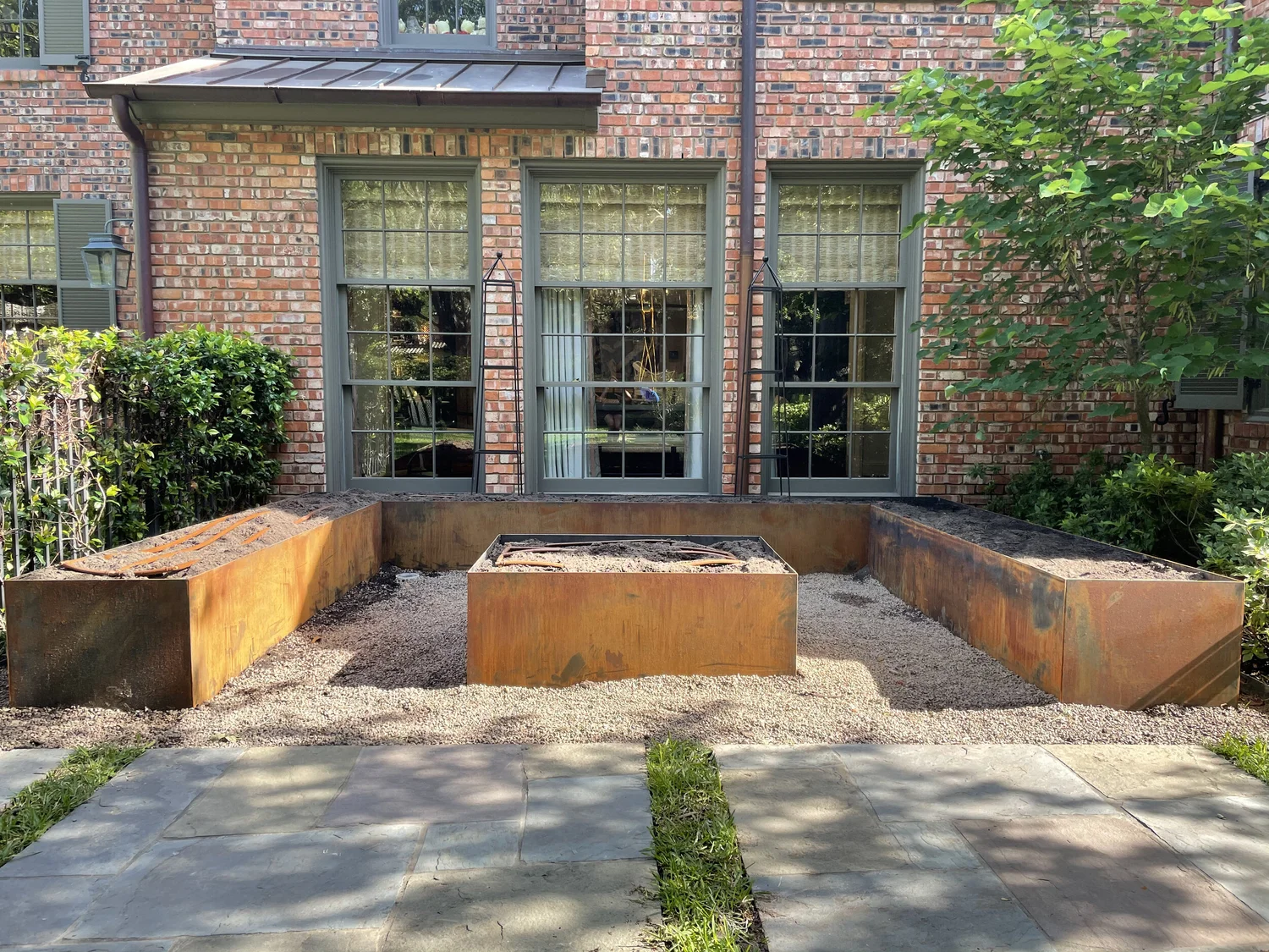 Tour a Keyhole Kitchen Garden Installation in Houston, Texas — Rooted ...