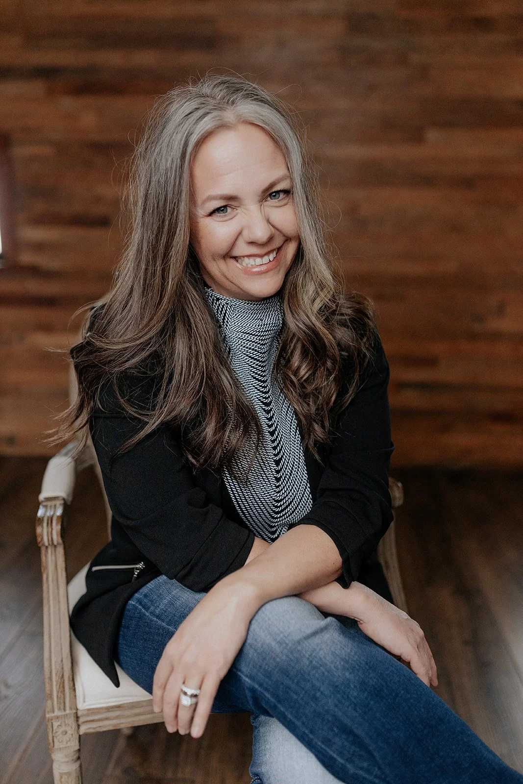 HEADSHOTS — SARAH FOSS