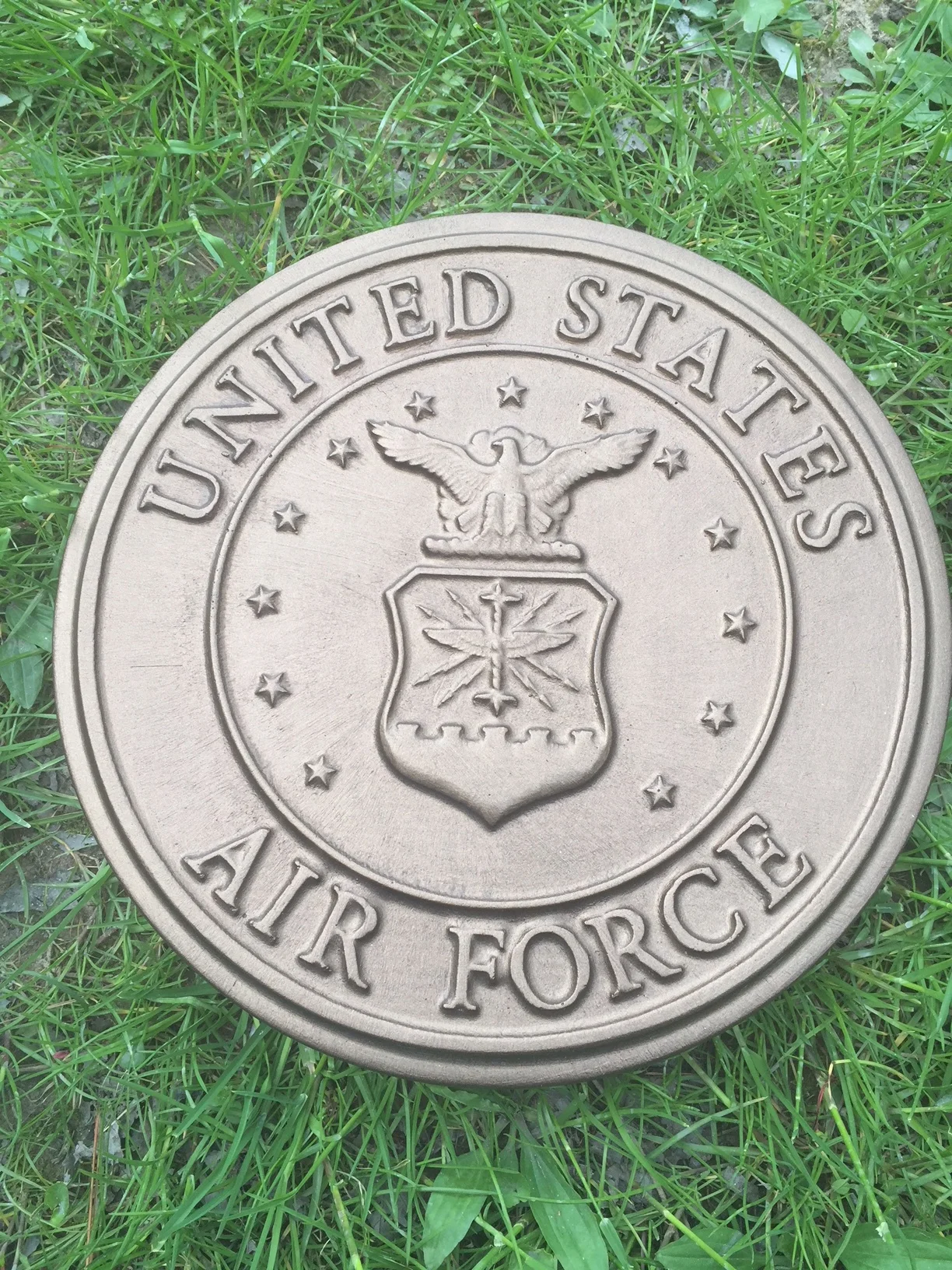 Concrete Stepping Stone Molds for sale and instructions on how to make ...