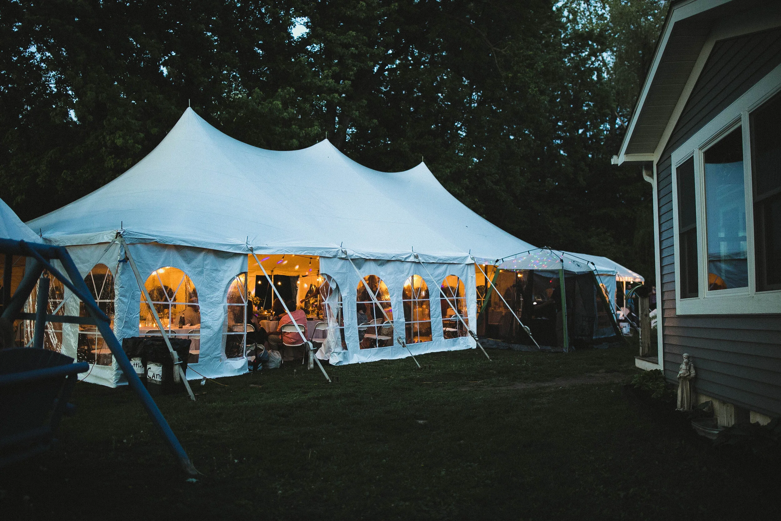 Ideas For Hosting Your Wedding At Home — Minnesota + Wisconsin ...