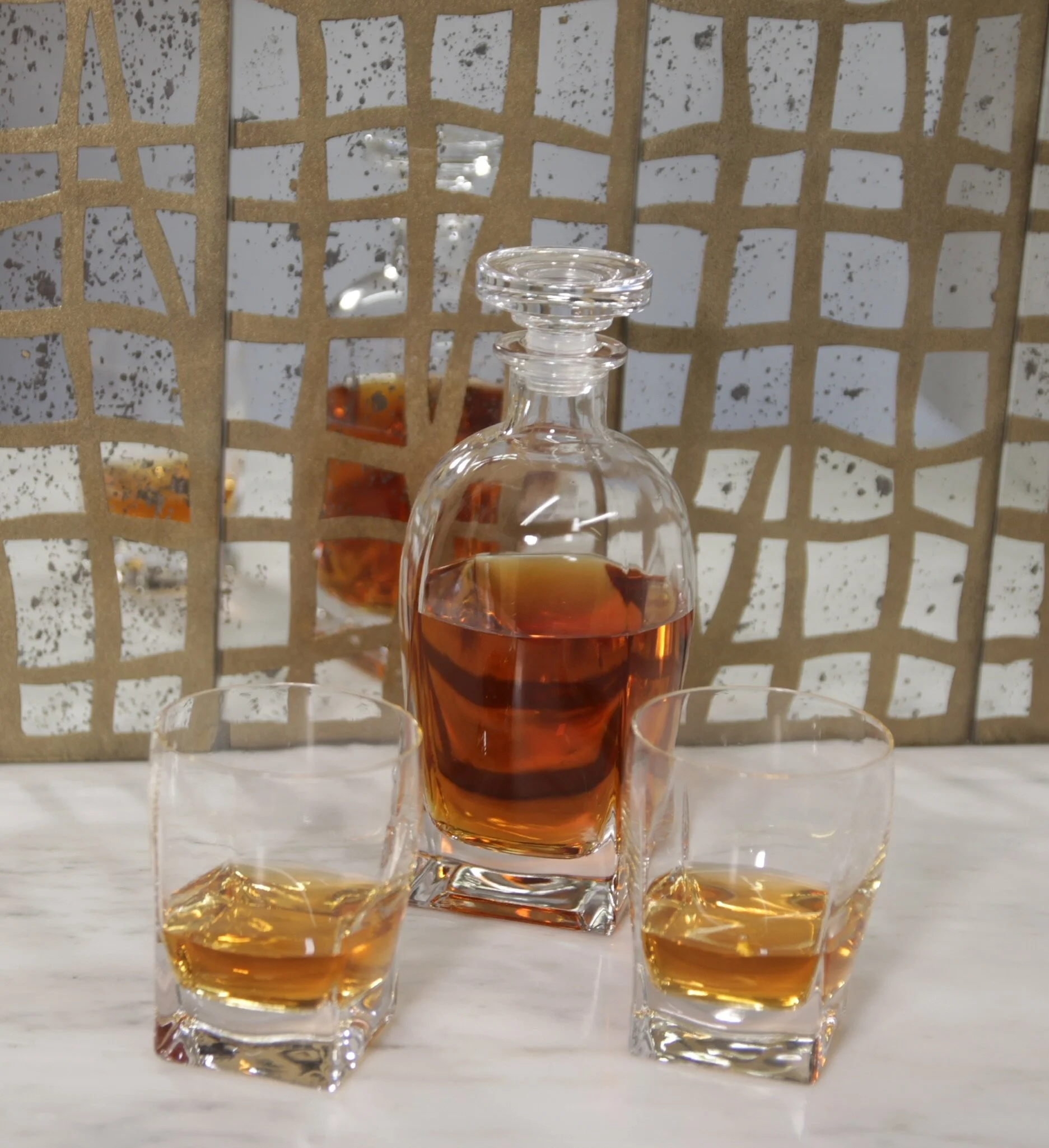 Artique Glass Studio Inc.