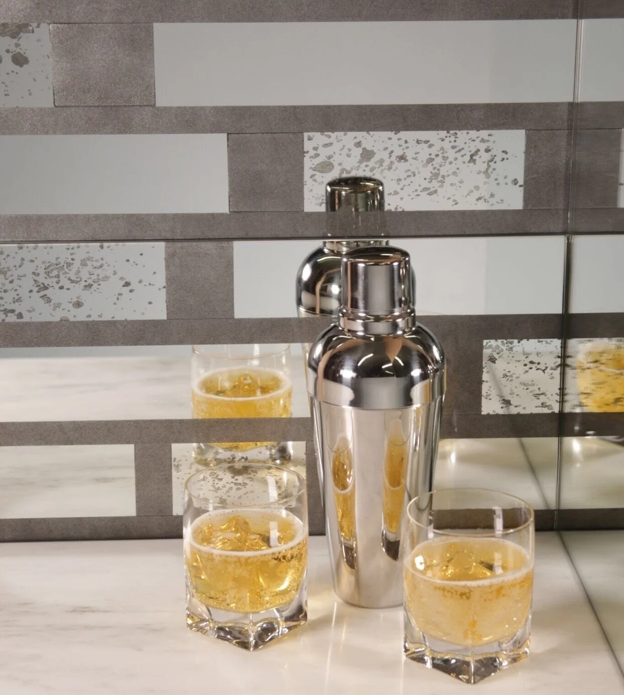 Artique Glass Studio Inc.