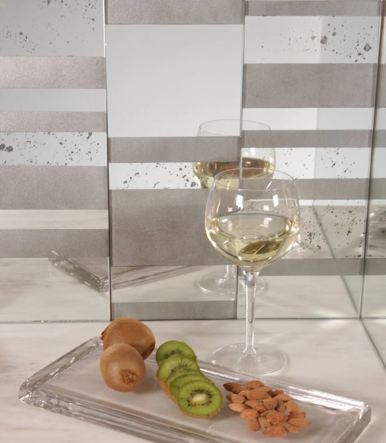 Artique Glass Studio Inc.