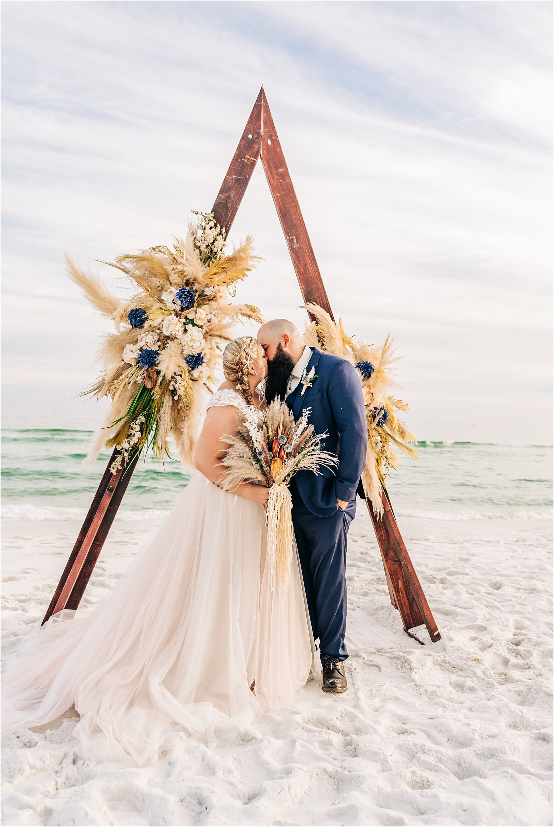 Triangle Arch | Beach Weddings in Alabama and Florida