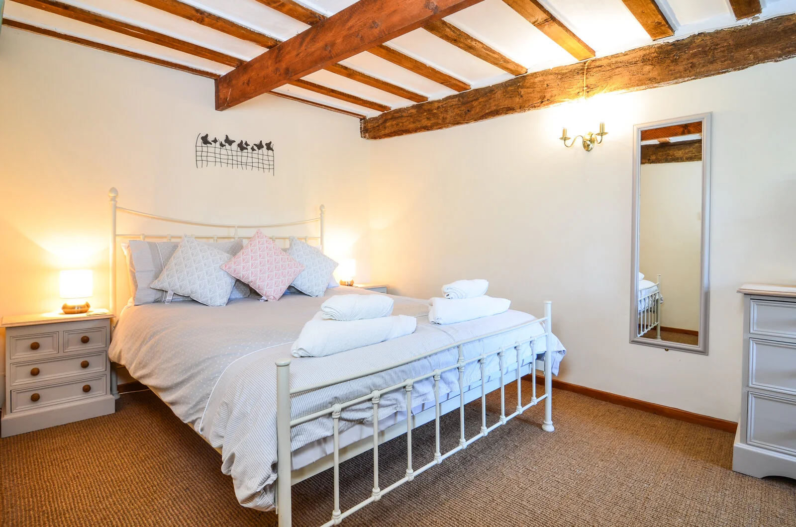 See Pictures of the Animals, Facilities and Cottages — Family & Child ...