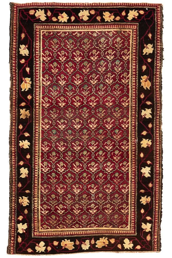 Perryman Carpets | Antique, Oriental and Bespoke Carpets — Antique Rugs