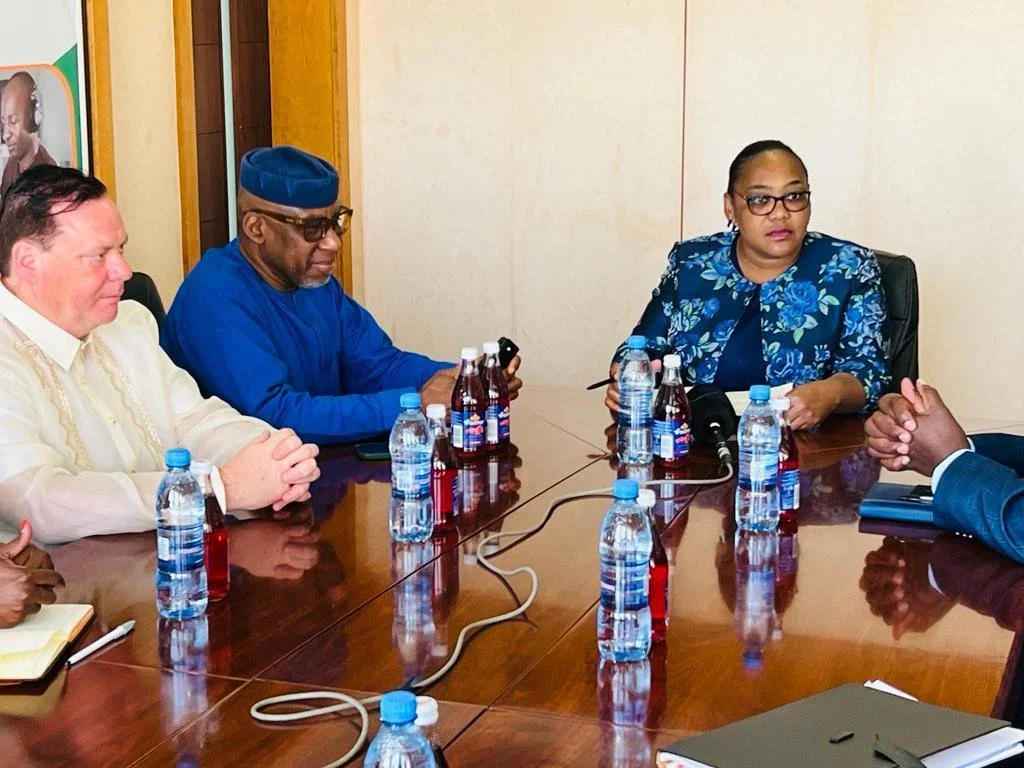 Global Alliance´s President, Justin Green, and CEO met the Minister of ...