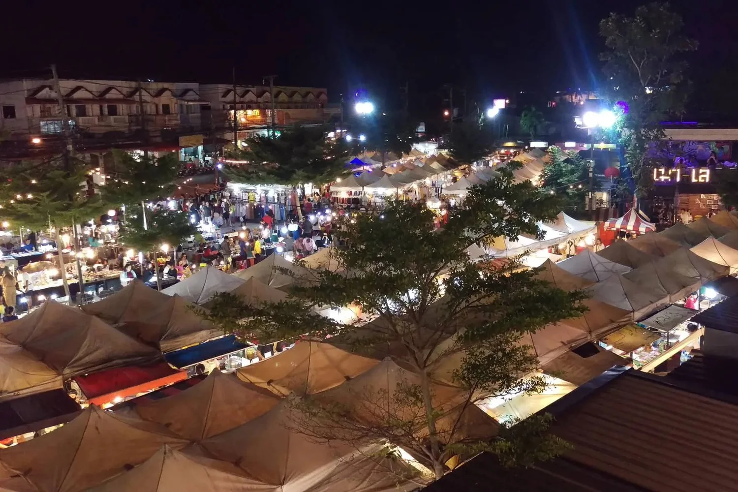 Night Markets & Asian Flavors - Poppy Tooker